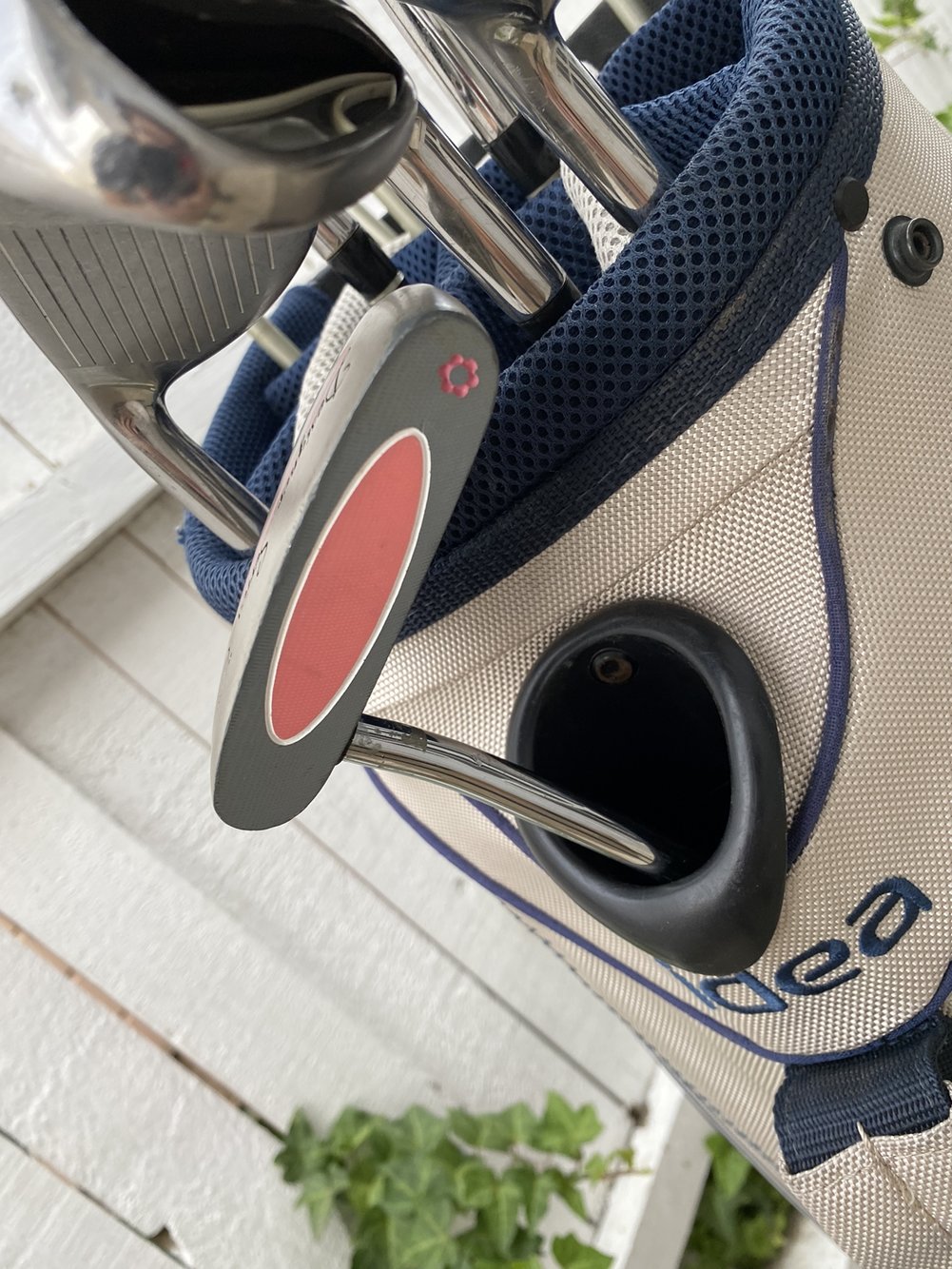 Women’s complete Adams Golf Idea Hybrid set with matching bag ...