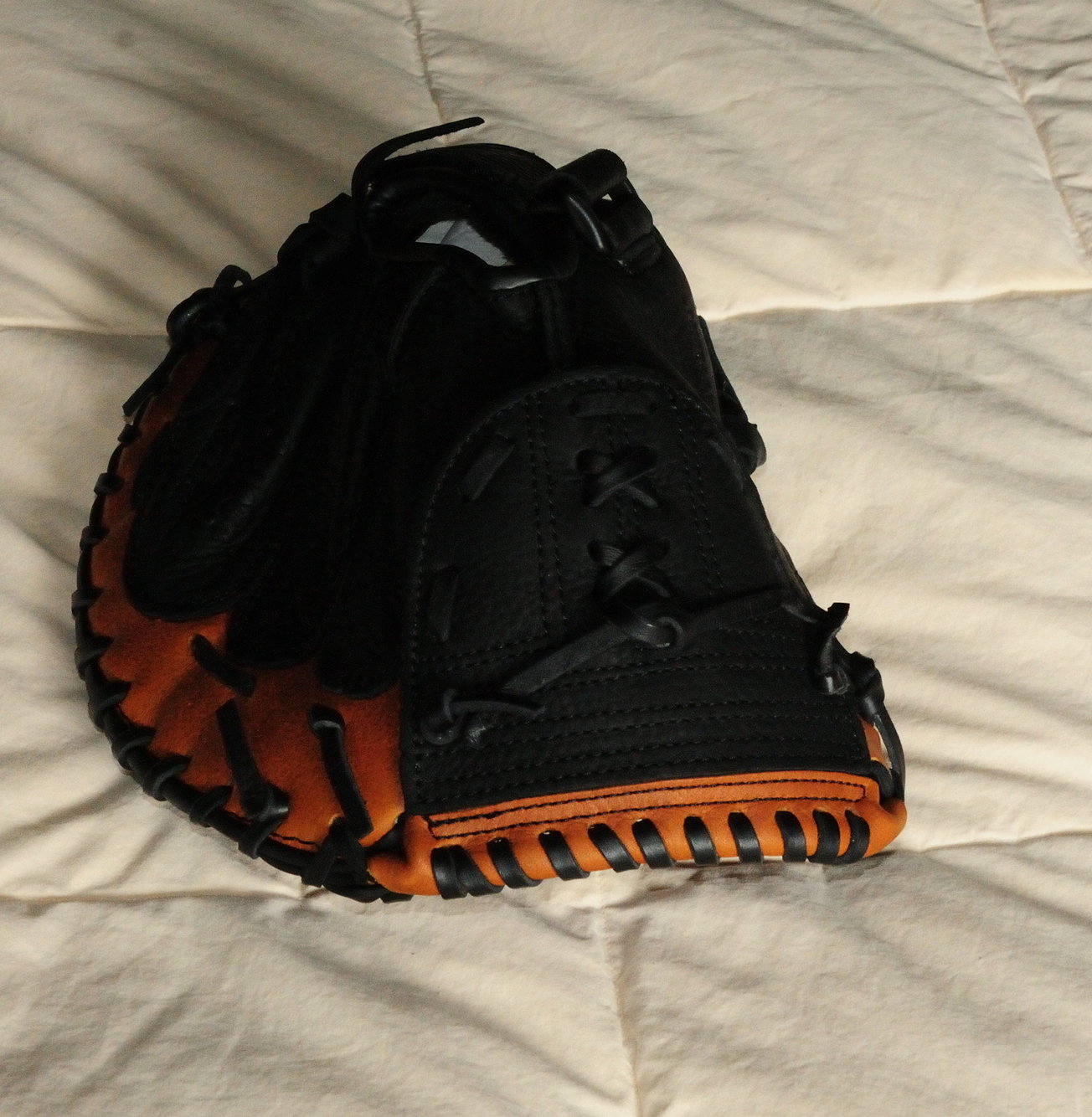 New Left Hand Throw JR Catchers Mitt | SidelineSwap