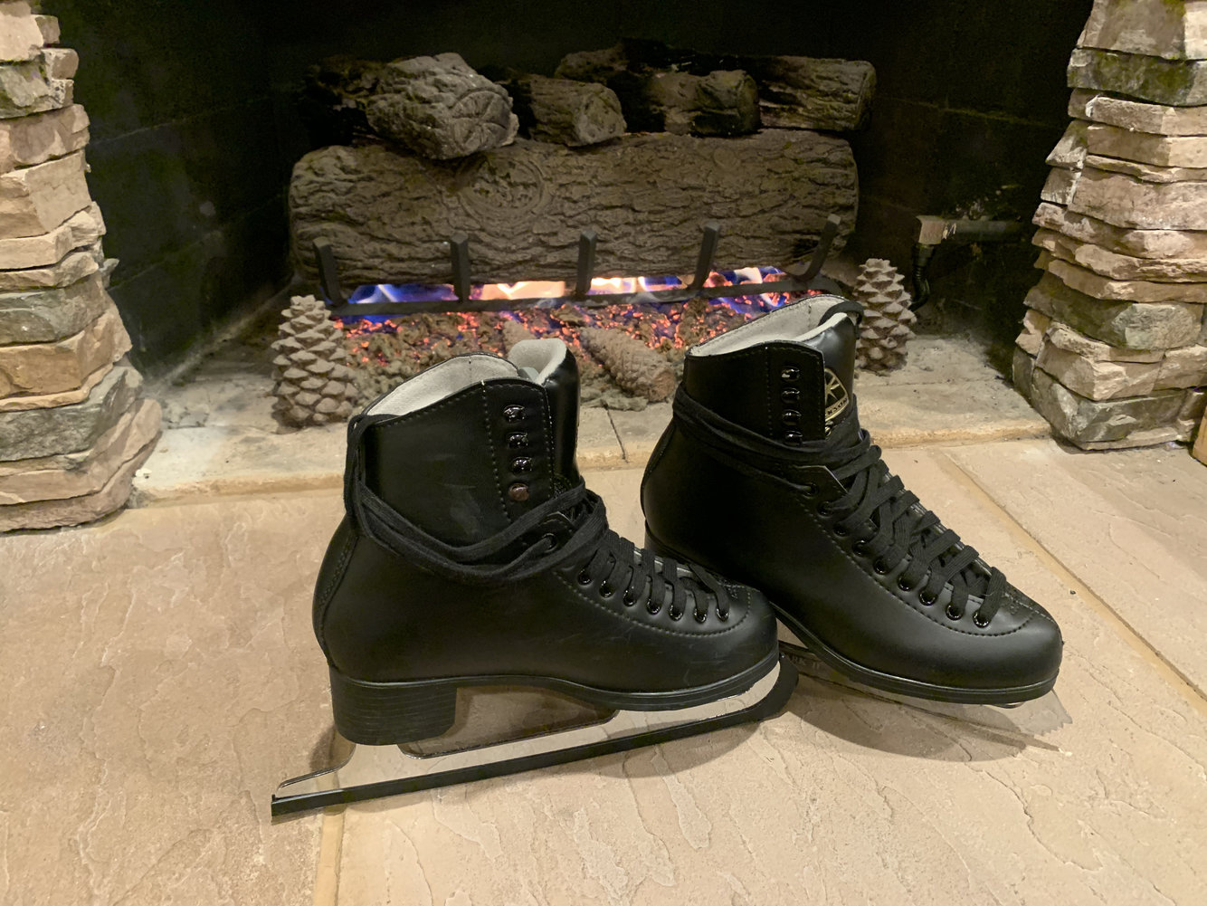 Black Used Jackson Excel Figure Skates Size 4 | SidelineSwap