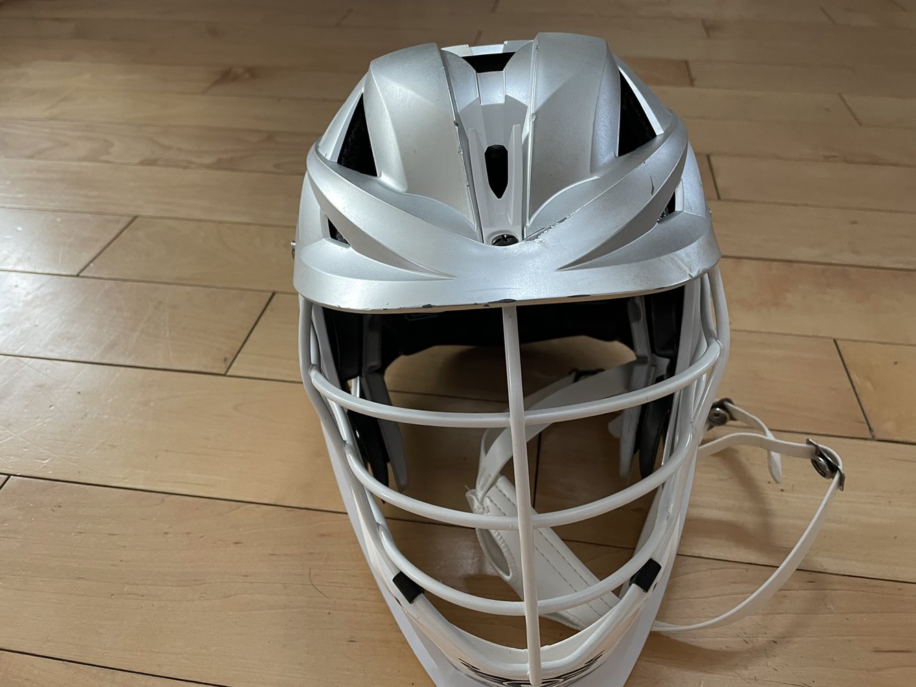 Cascade XRS Helmet Platinum | SidelineSwap