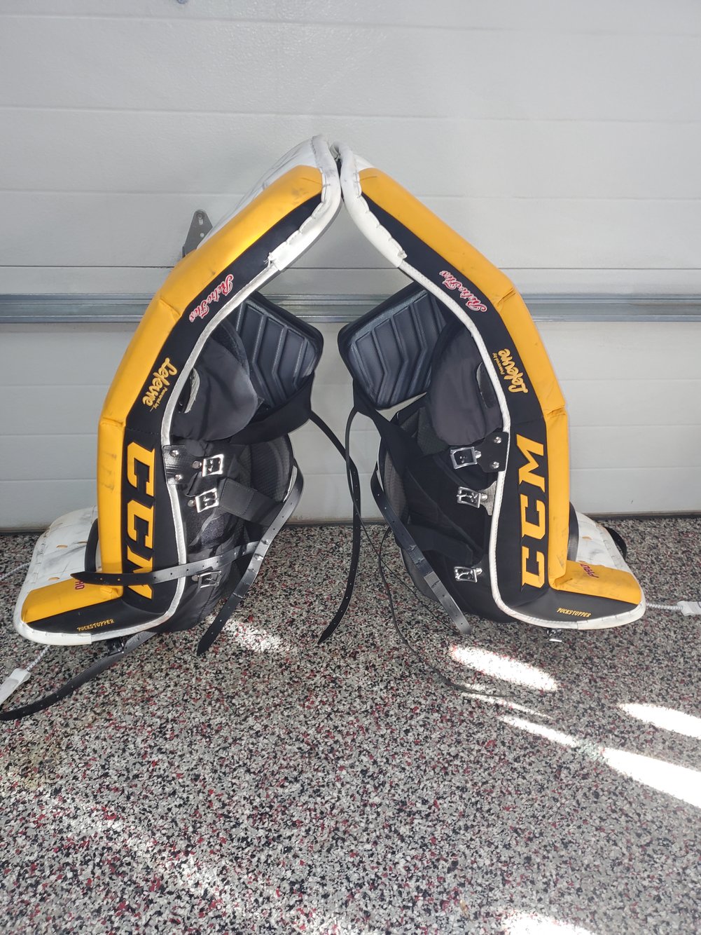Used Senior 34" +2 CCM Regular Retro flex Goalie Full Set (Boston ...