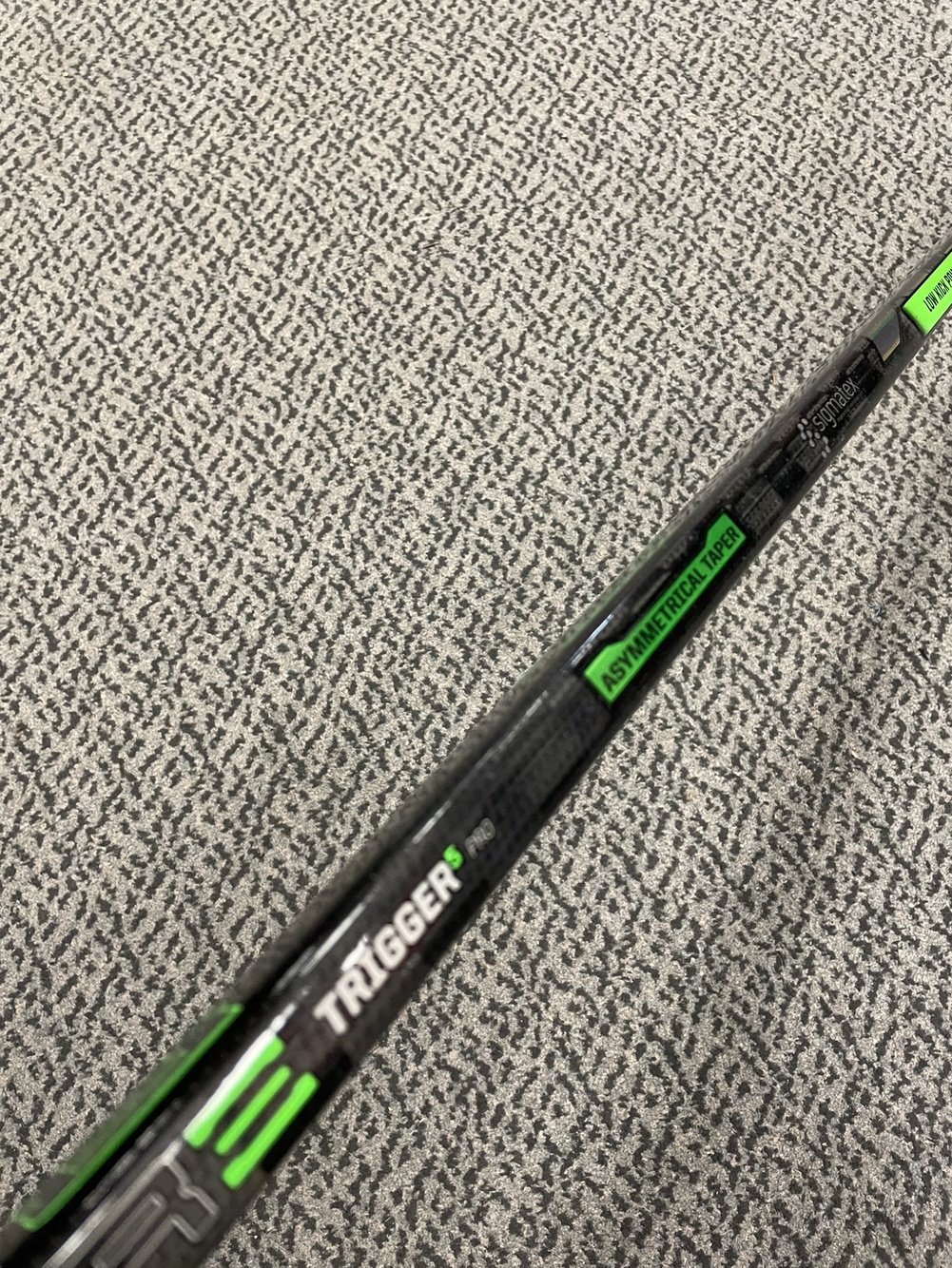 CCM Trigger 5 Pro 70 flex P90TM curve left hand hockey stick | SidelineSwap