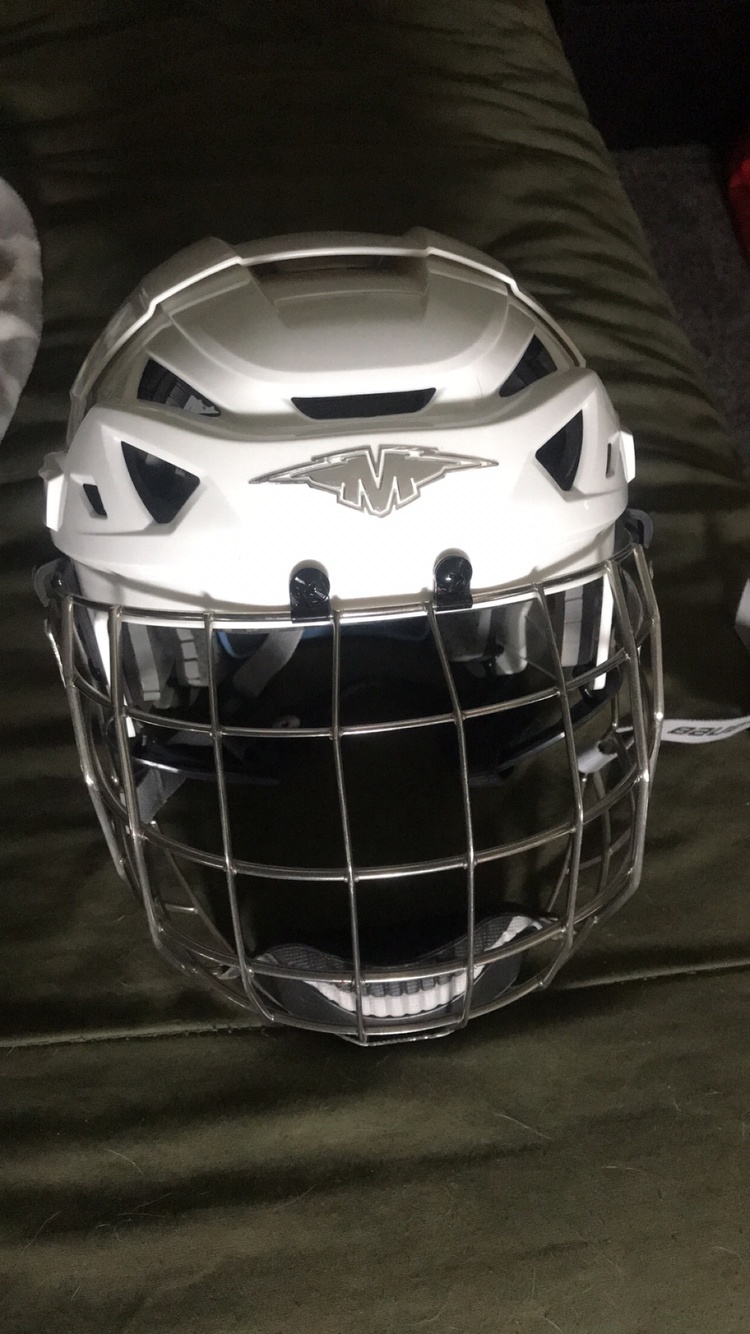 White New Large Mission Inhaler Helmet | SidelineSwap