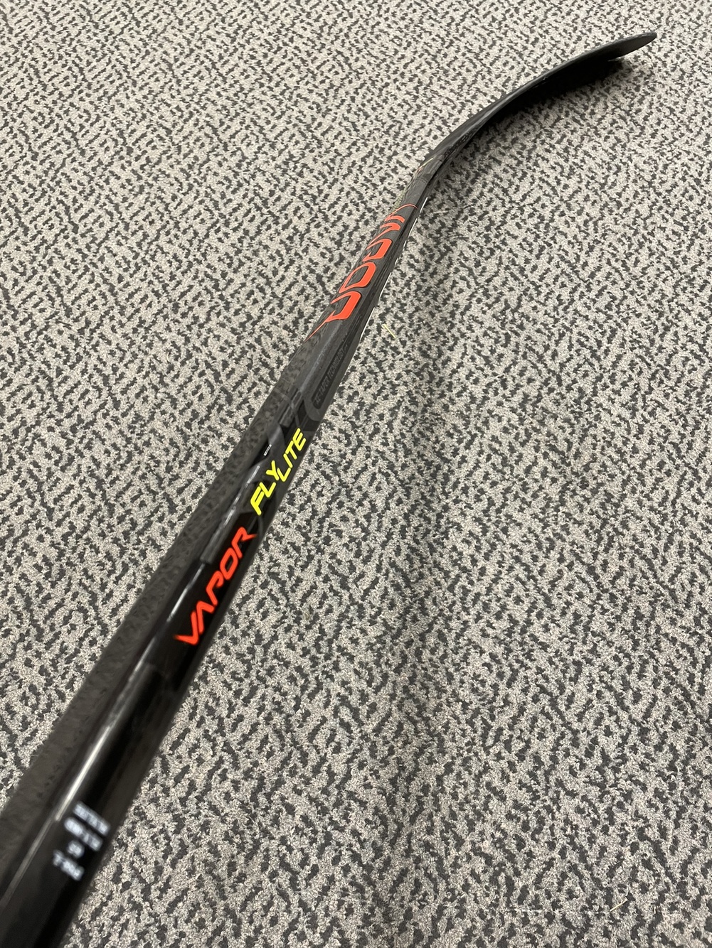 Bauer vapor FlyLite P88 curve 65 flex Pro Stock stick | SidelineSwap