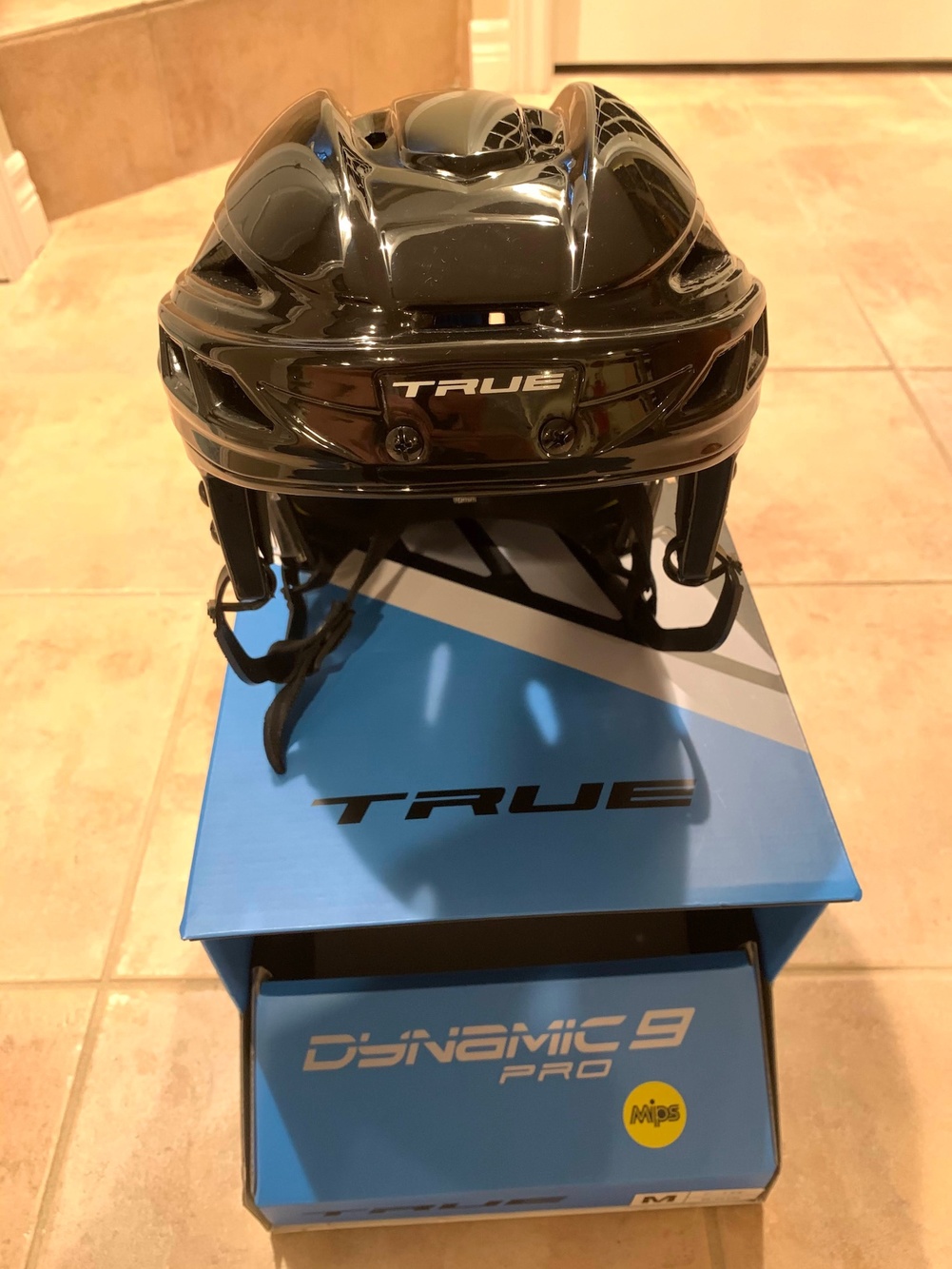 True Dynamic 9 Pro Hockey Helmet | SidelineSwap