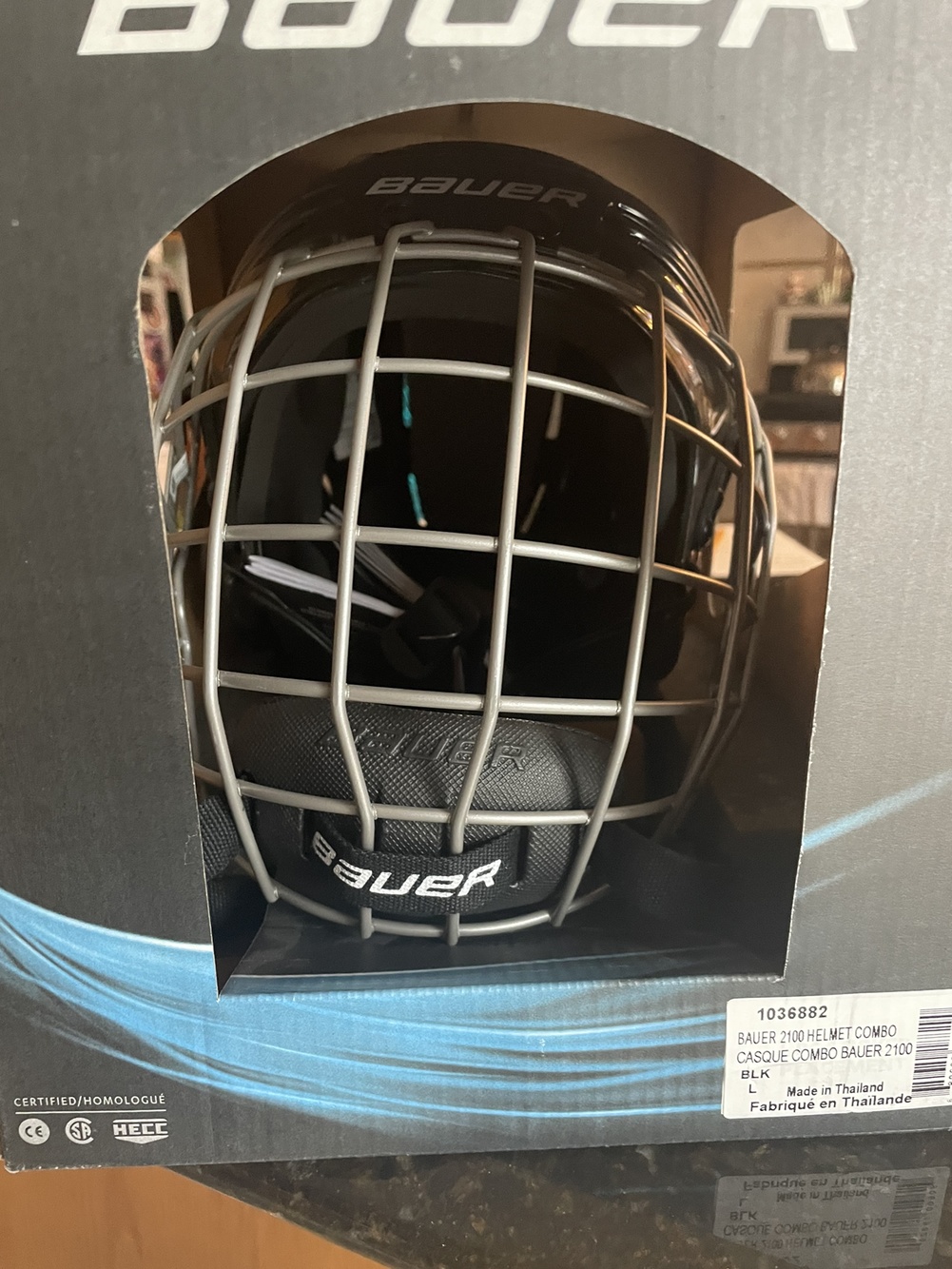 Black New Large Bauer 2100 Helmet | SidelineSwap