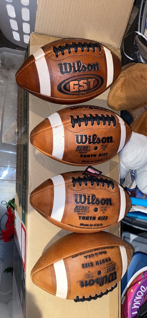 Wilson gst youth size | SidelineSwap