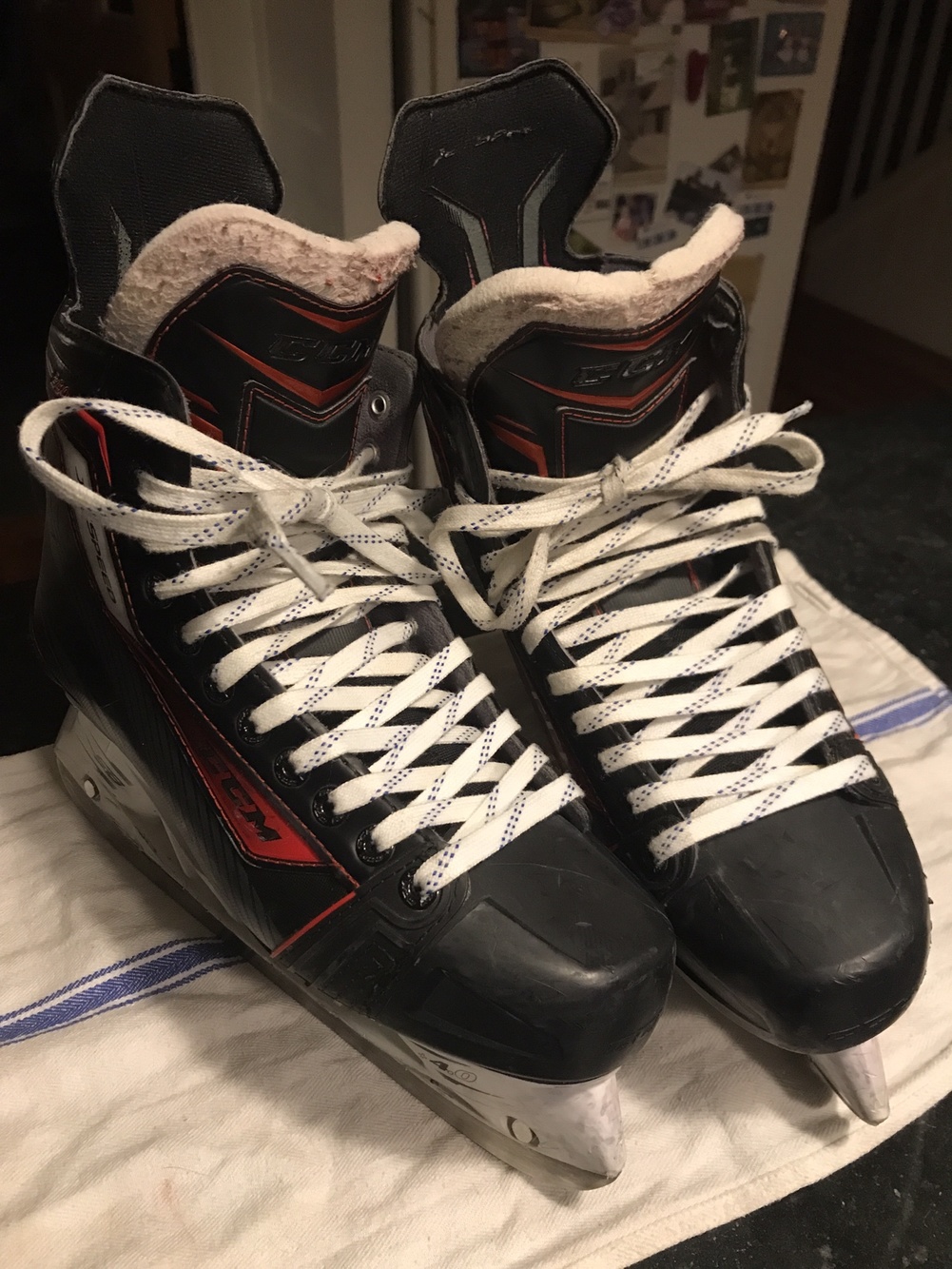 Senior CCM Extra Wide Width Size 8.5 JetSpeed 280 Hockey Skates ...