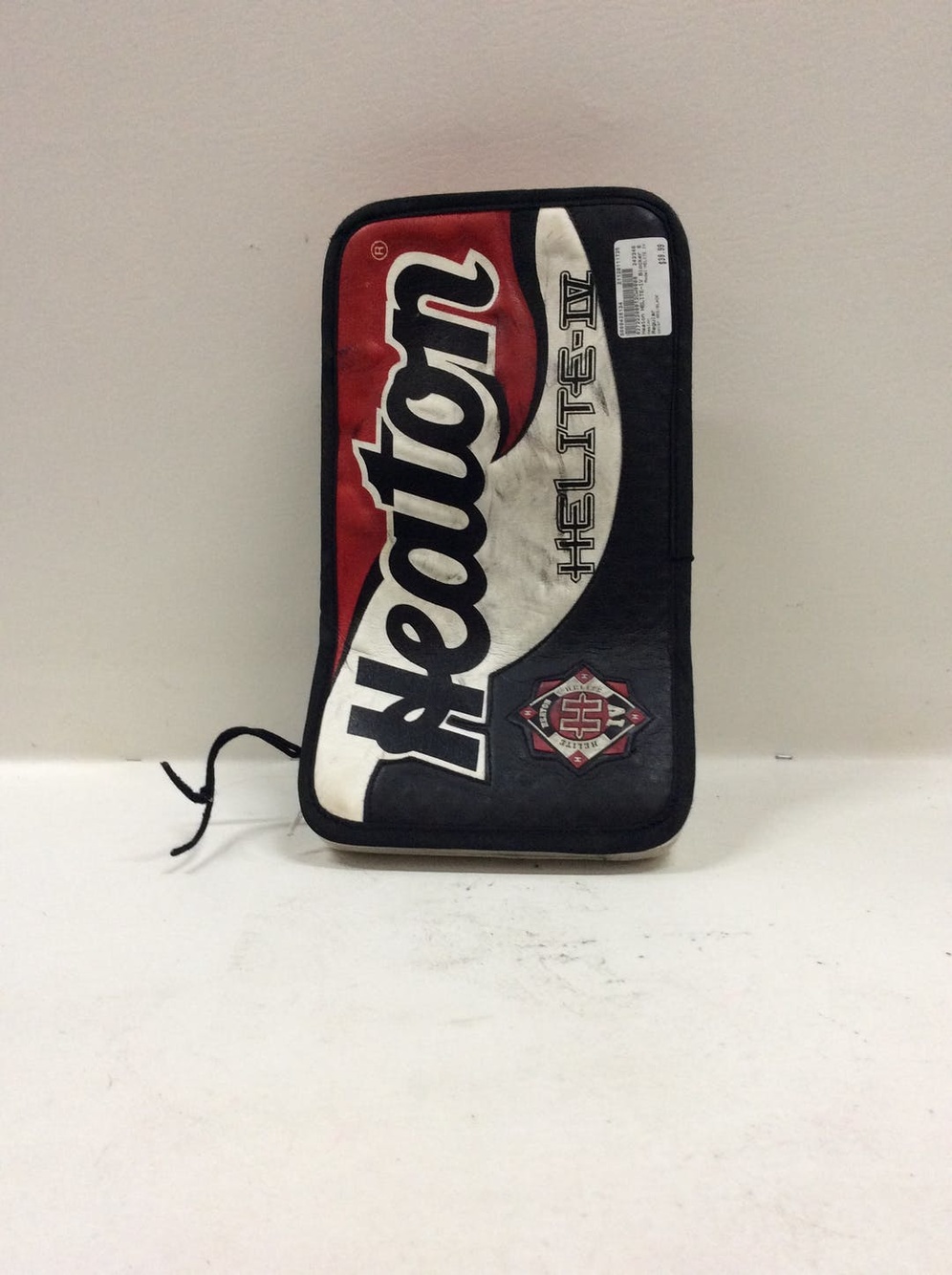 Used Heaton Helite Iv Regular Ice Hockey Goalie Blockers | SidelineSwap