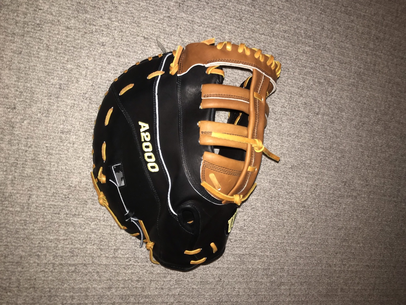 Wilson A2000 Pro Issue First Base Mitt | SidelineSwap