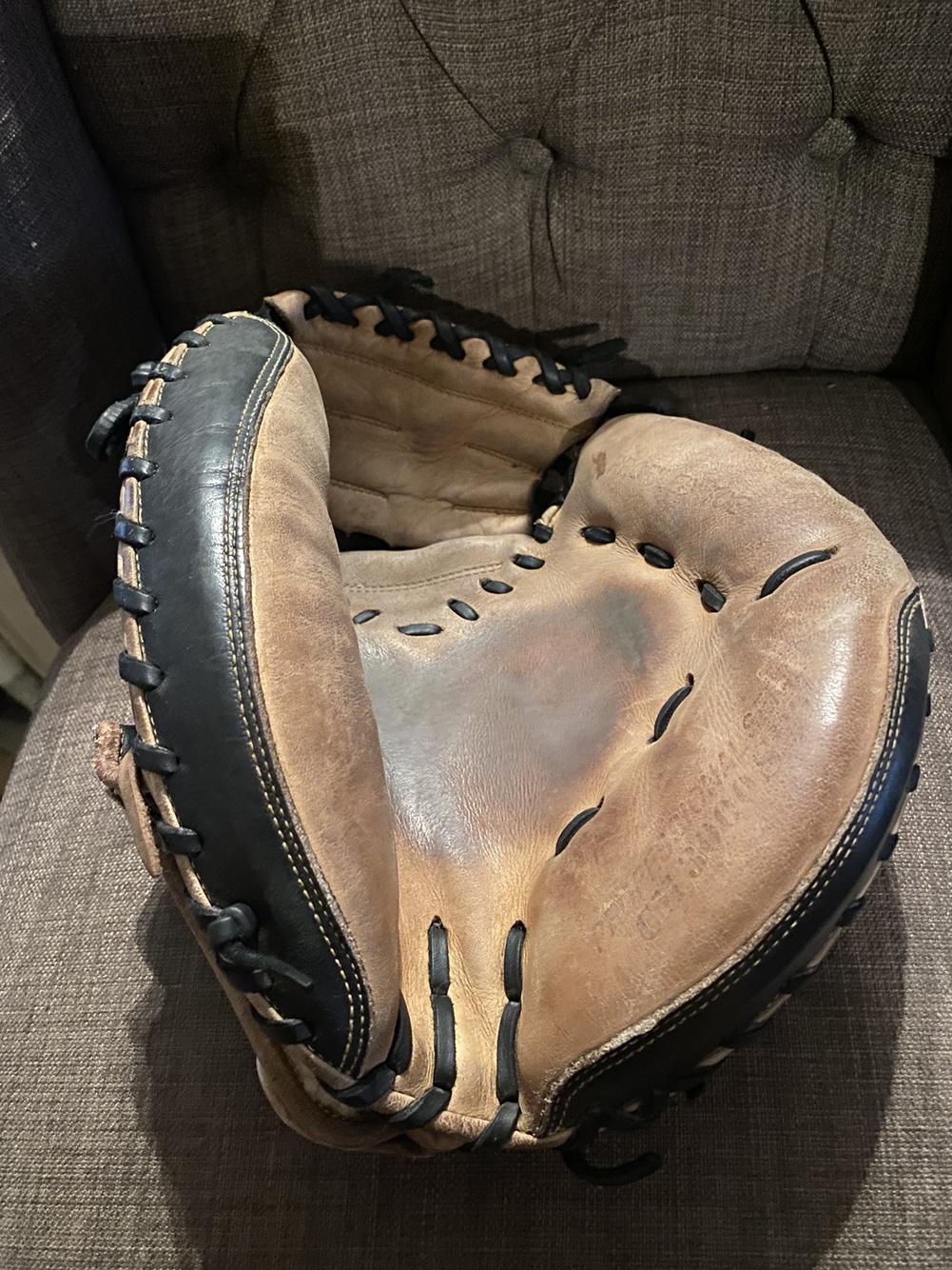 All star cm3000 33.5 catchers mitt used | SidelineSwap