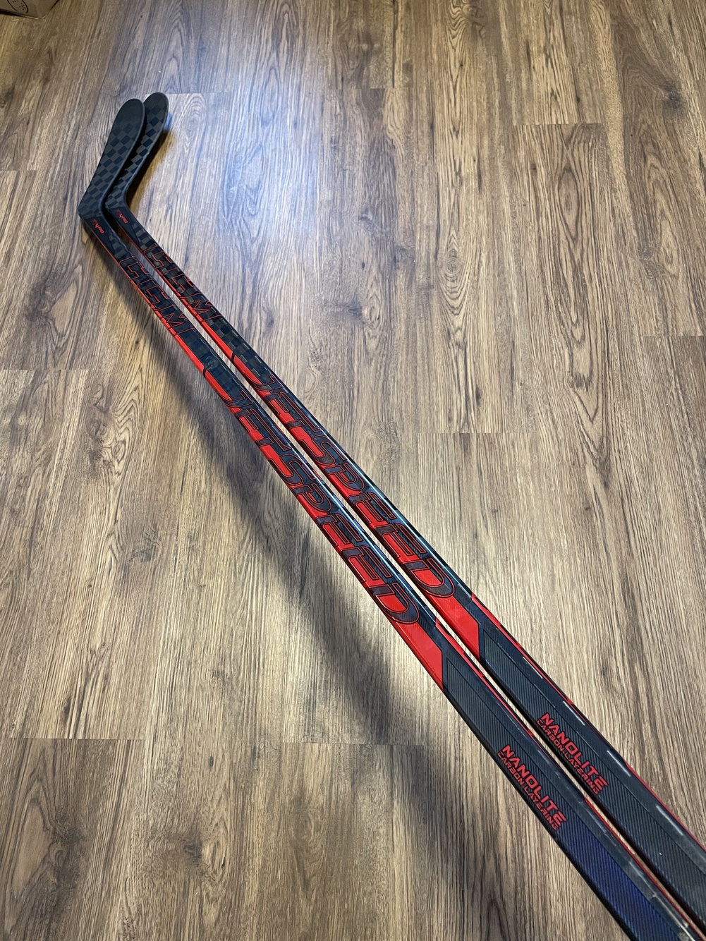 2 Pack - CCM Trigger 6 pro (Dress FT4 Pro) RH 75 Flex P28 | SidelineSwap