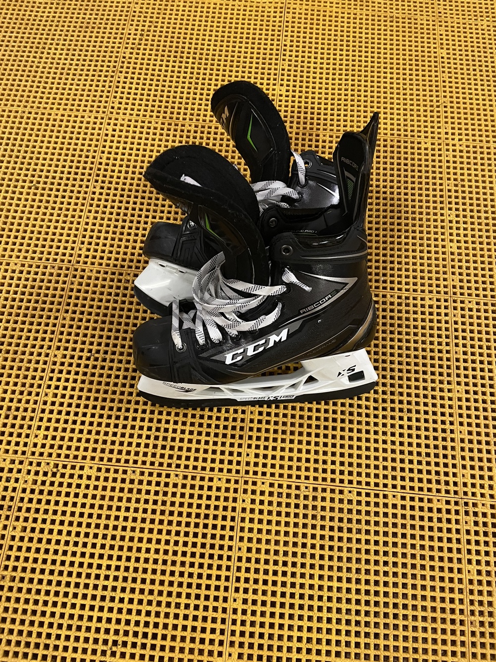 Senior CCM Regular Width Size 6.5 Ribcor 80K Hockey Skates | SidelineSwap