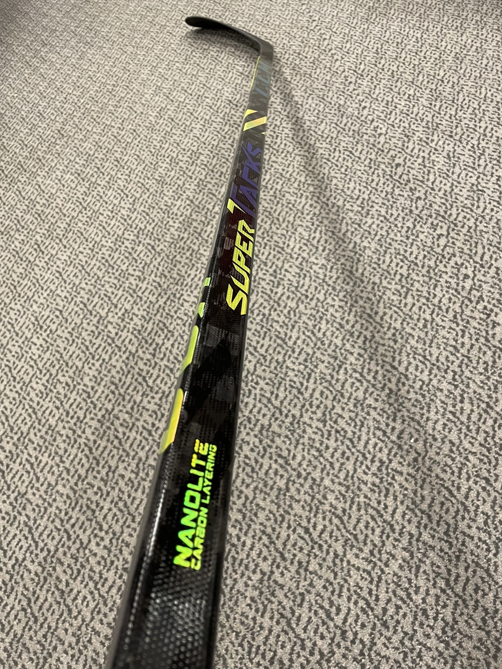 CCM AS4 Pro 80 flex P28 curve right hand stick | SidelineSwap