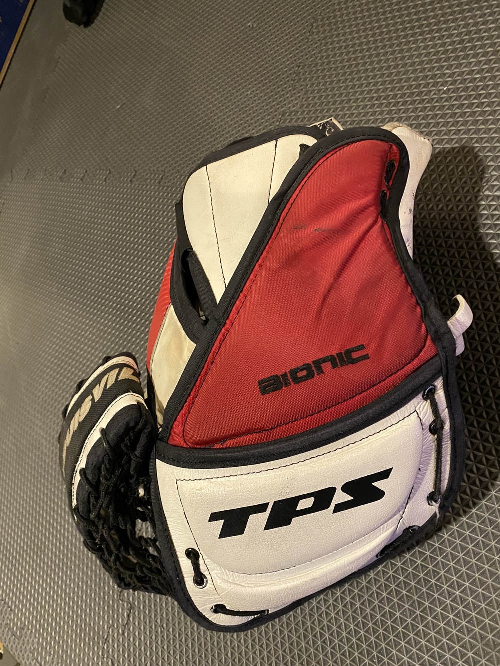 Used Regular Louisville TPS Bionic | SidelineSwap