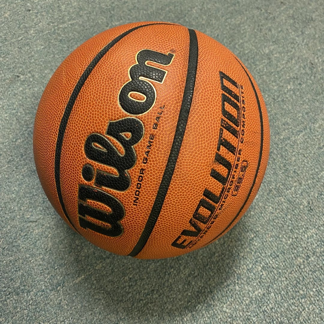 Used Wilson Evolution Basketballs | SidelineSwap