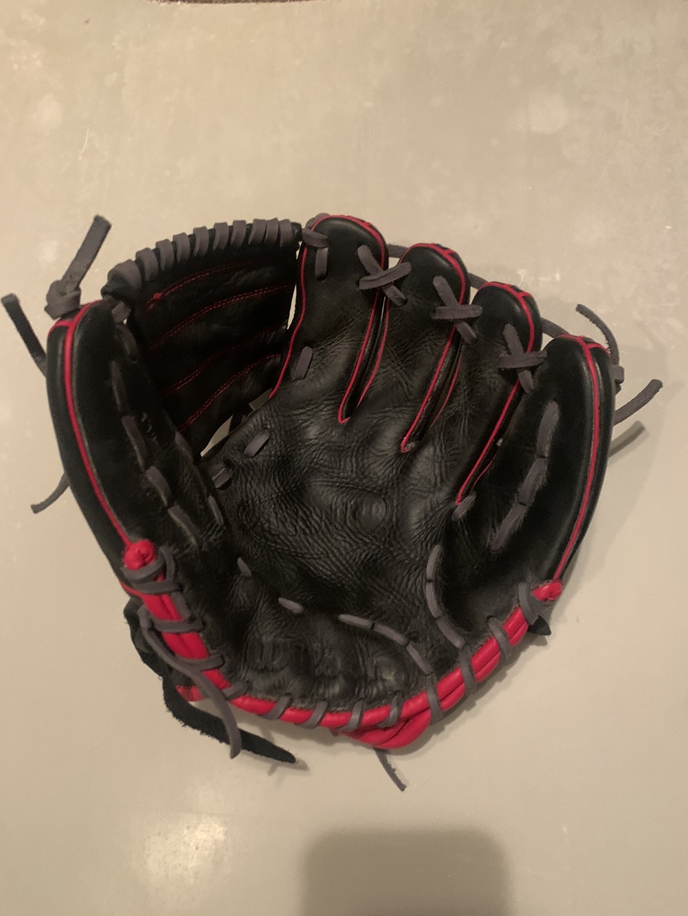 Wilson A1000 11 inch | SidelineSwap