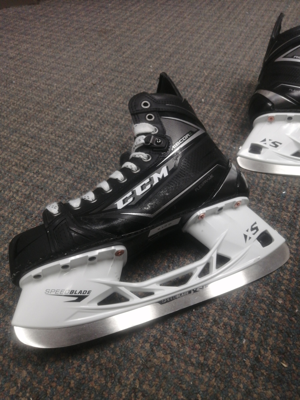 CCM Ribcor 80K Size 9.5D Regular Width Pro Stock | SidelineSwap