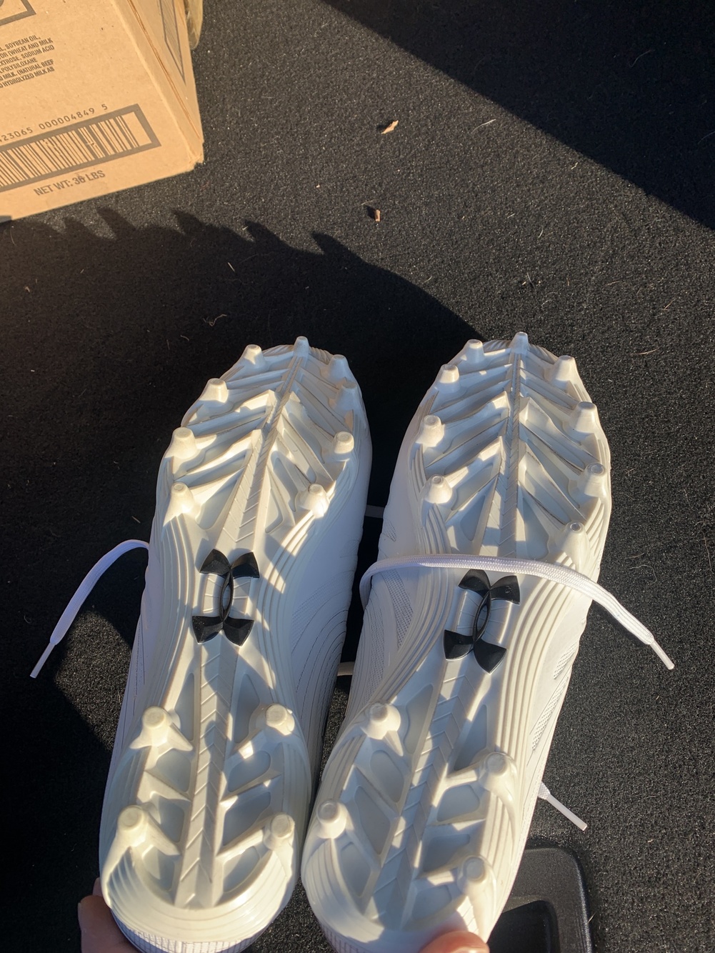 Men's Molded Cleats Low Cut Highlight | SidelineSwap