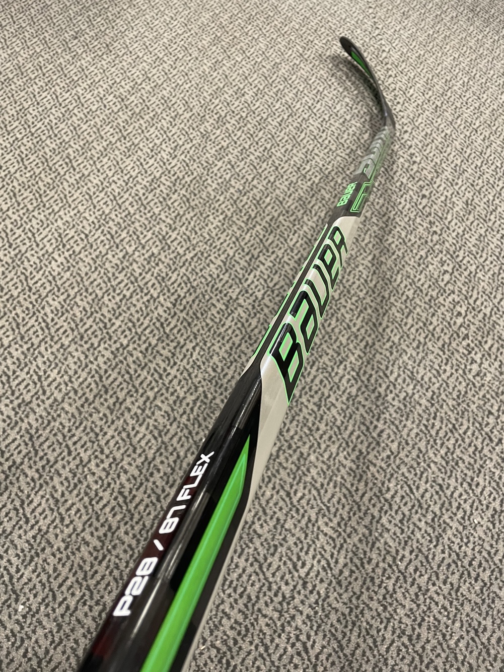Bauer ADV Sling P28 curve 87 flex right hand stick | SidelineSwap