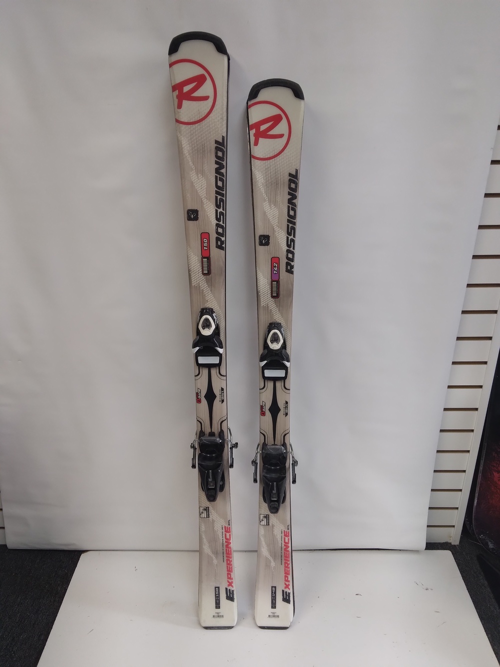 Skis 150 Used Rossignol RTL All Mountain Experience With Bindings Max ...