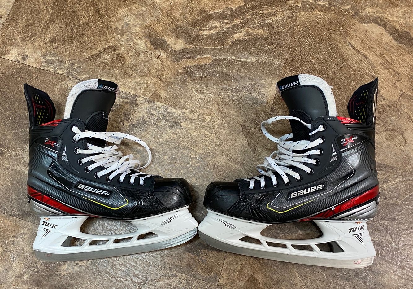 Bauer 2x pro V-Cut pro stock skates | SidelineSwap