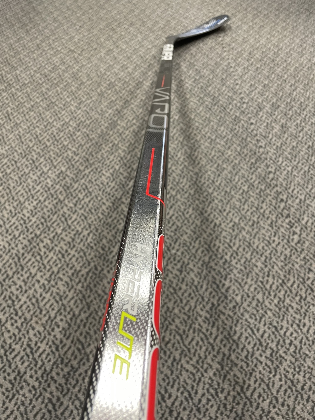 Bauer Hyperlite P92M curve 55 Flex right hand stick | SidelineSwap