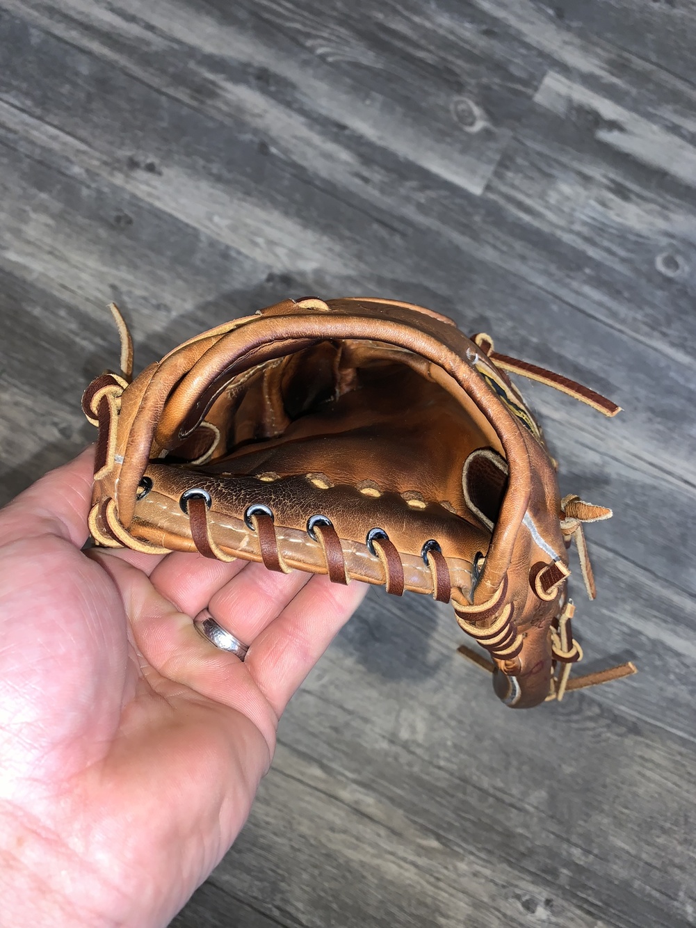 Relaced USA Wilson A2000 L 11.75” Dual Hinge Glove | SidelineSwap
