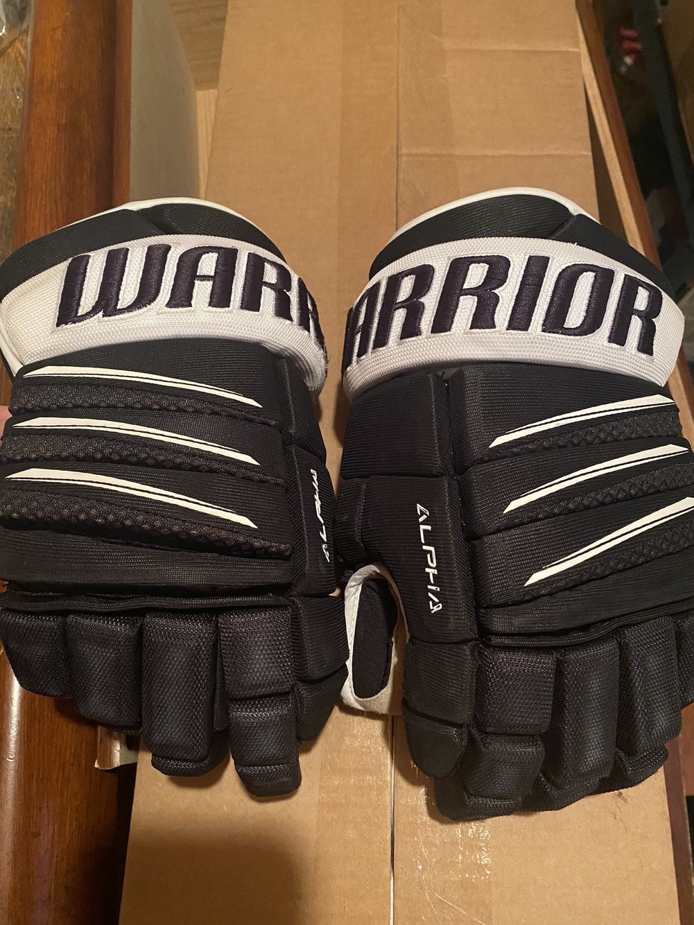 Warrior Alpha Evo Pro 15” gloves | SidelineSwap