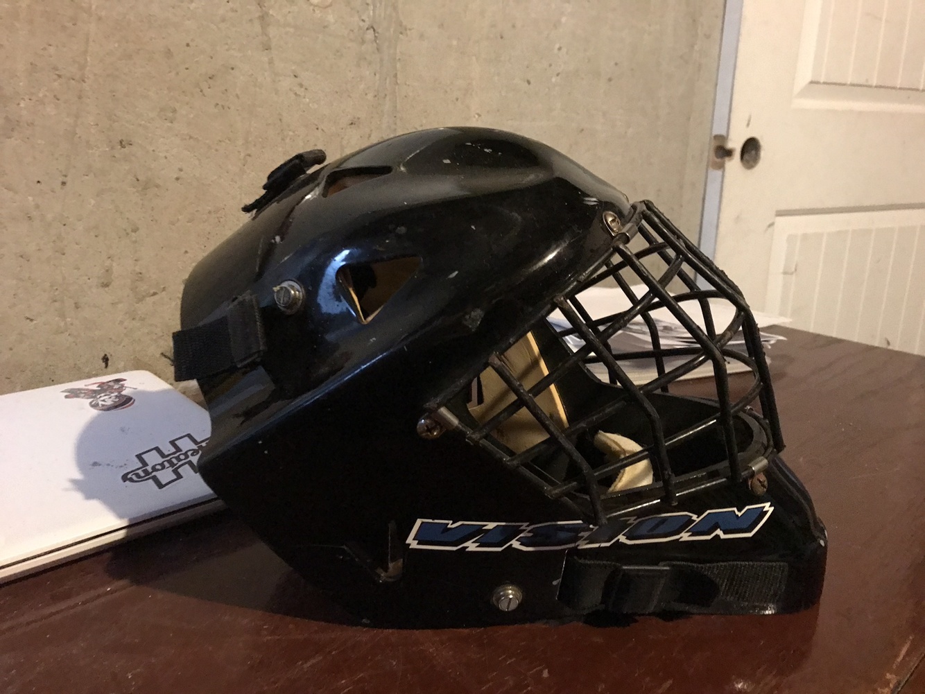 Vaughn Imask Goalie Mask Sidelineswap
