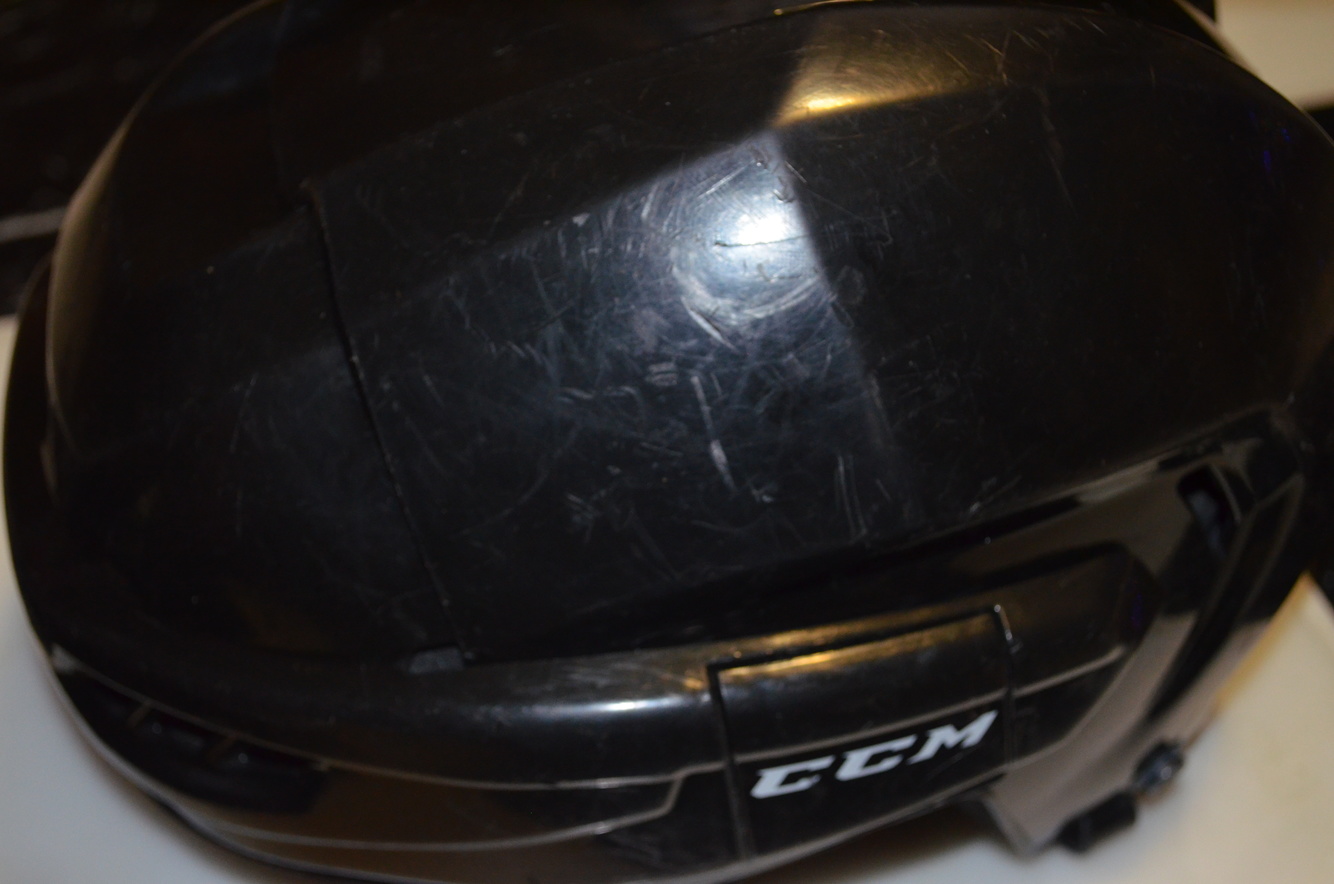 FIVE STAR HELMET! Used Small CCM FL500 | SidelineSwap