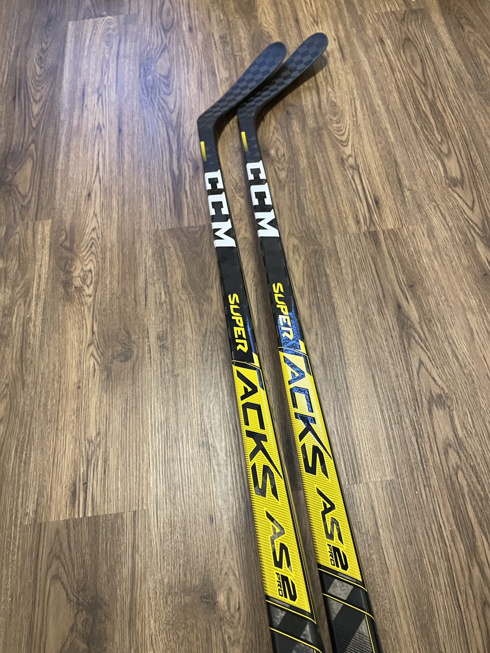2 Pack - CCM AS2 Pro RH 85 Flex P90T | SidelineSwap