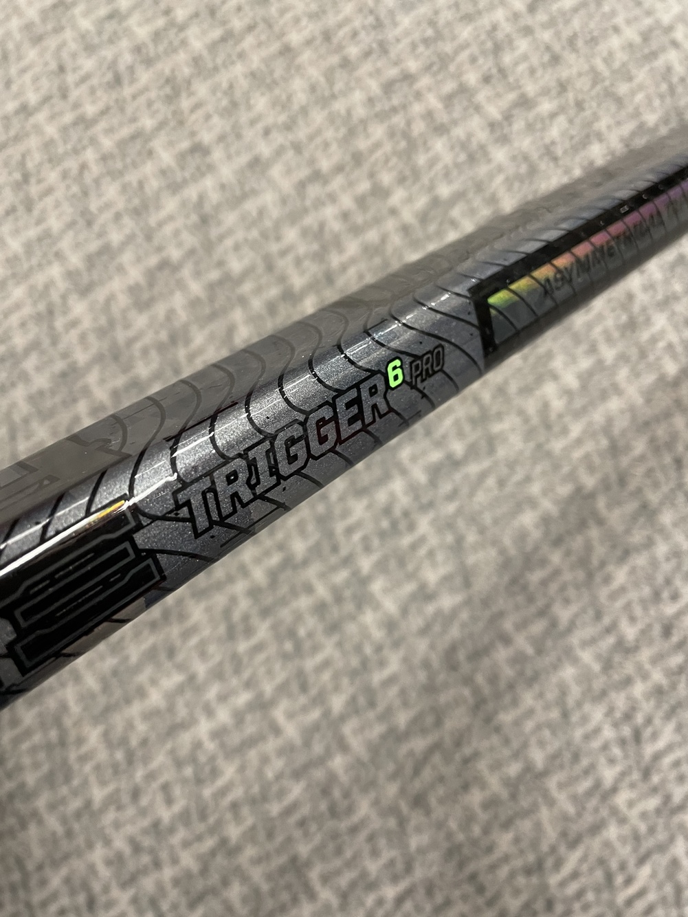 CCM Trigger 6 Pro P28 curve 75 flex right hand stick | SidelineSwap