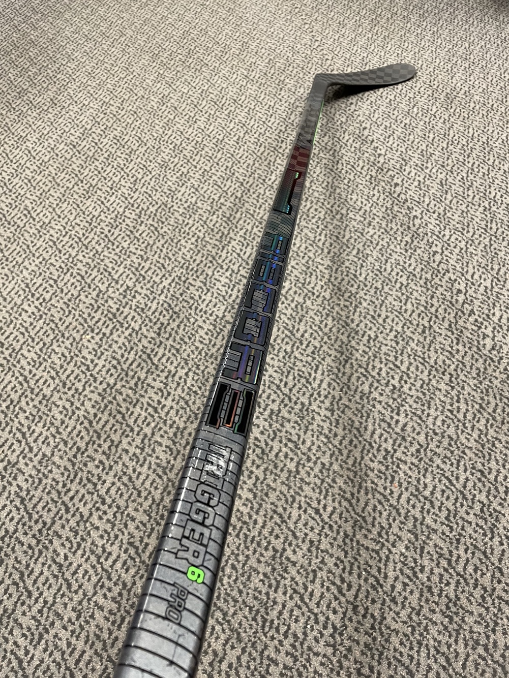 CCM Trigger 6 Pro P28 curve 75 flex right hand stick | SidelineSwap