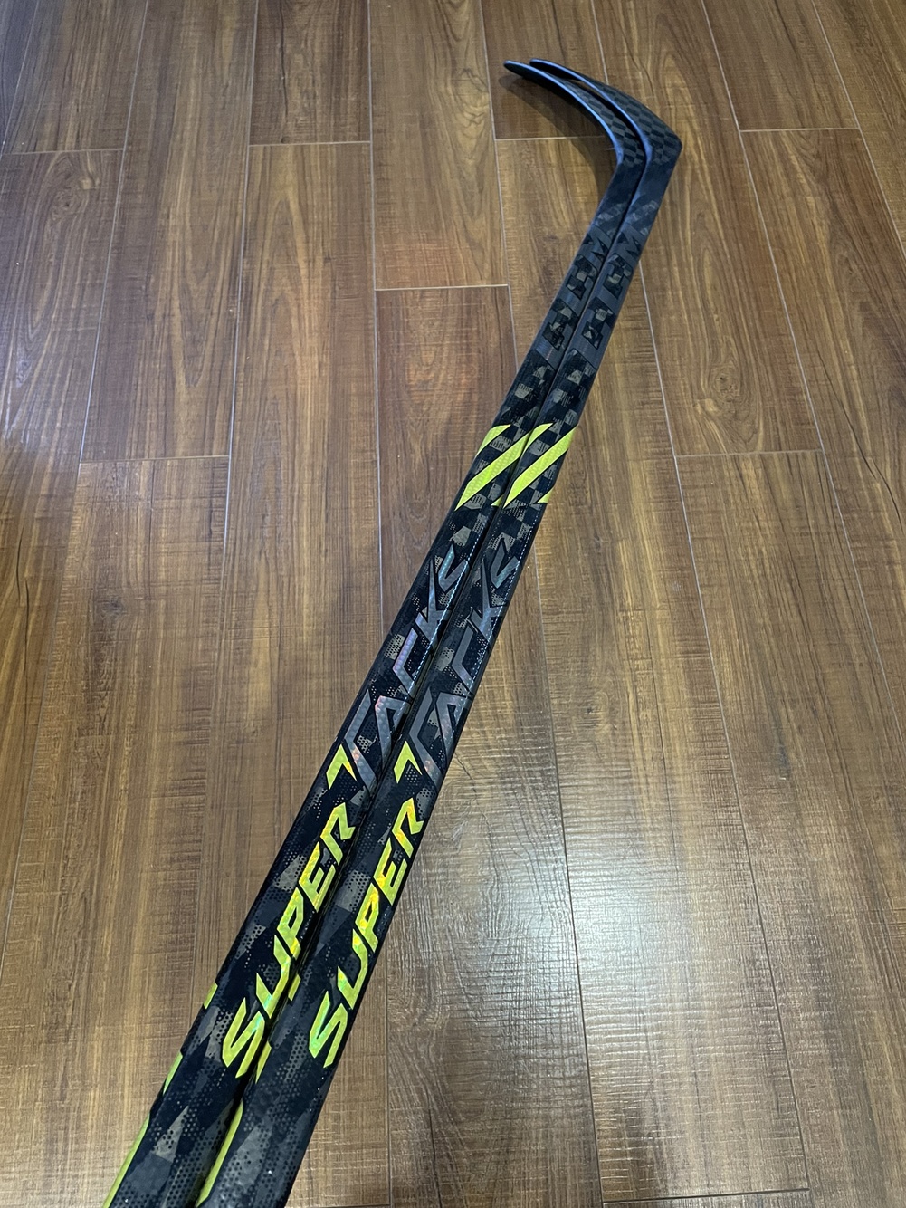 CCM Trigger 6 Pro (Dress AS4 Pro) RH 75 Flex Nylander Curve P28 ...