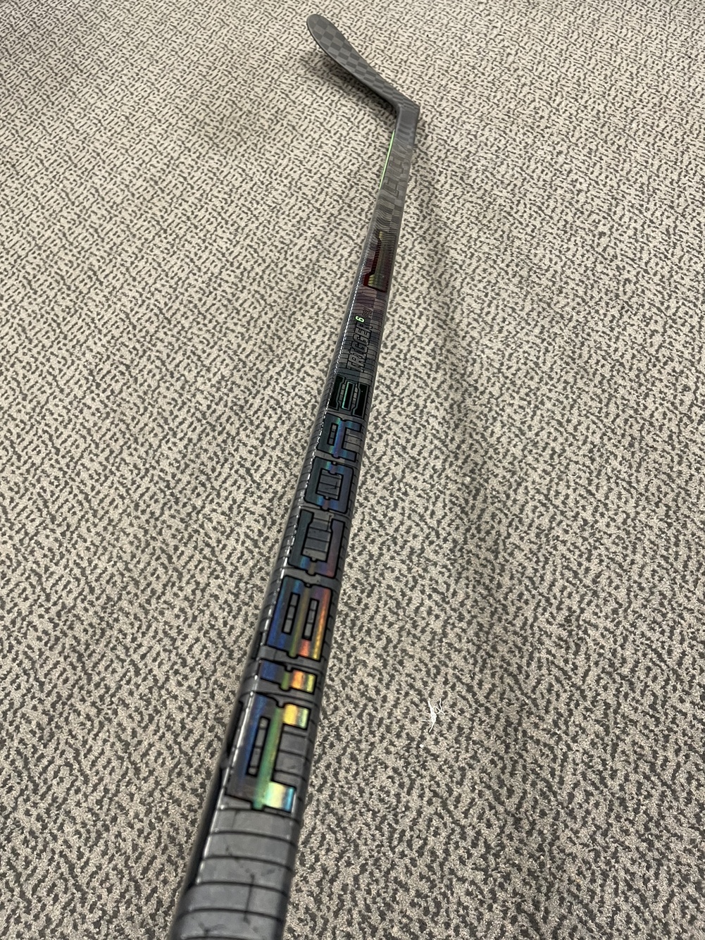 CCM Trigger 6 Pro 65 flex P28 curve left hand stick | SidelineSwap