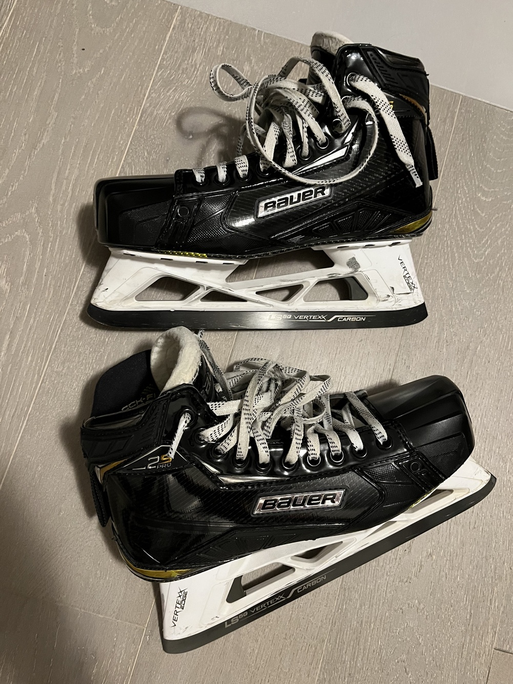 Bauer 2s pro goalie Skates With Extra Black Blades | SidelineSwap