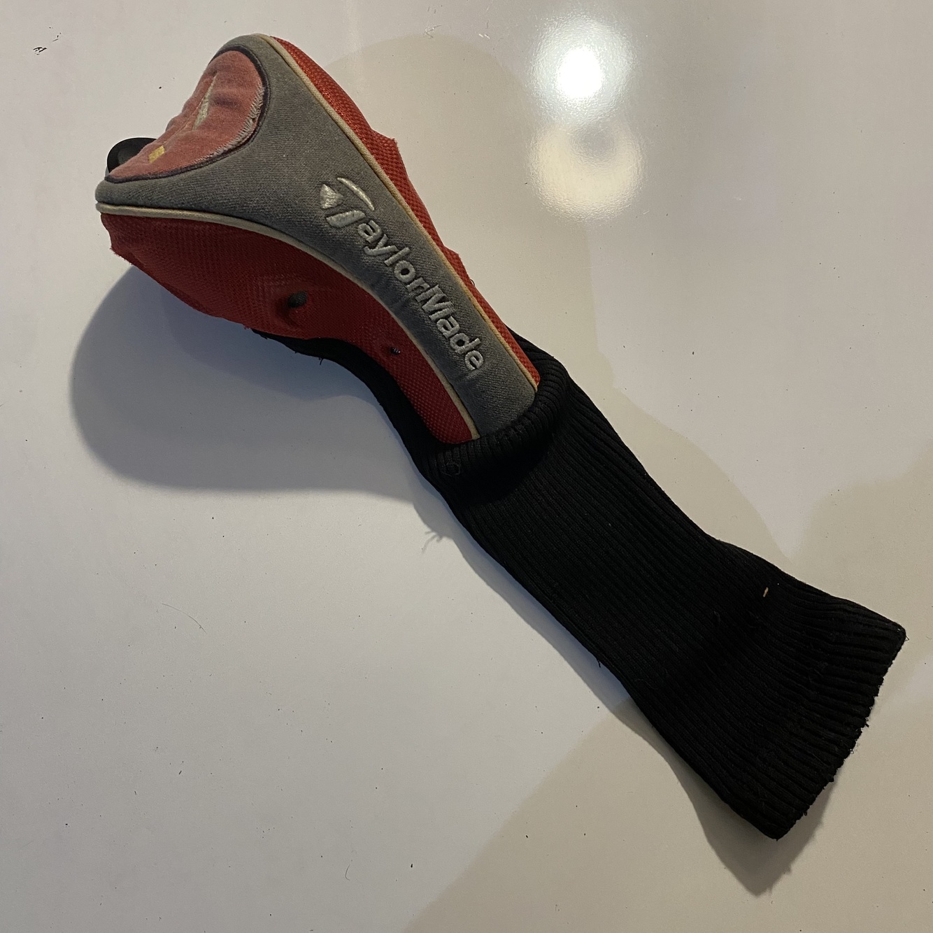 Taylormade R7 Tour preferred fairway wood golf headcover | SidelineSwap