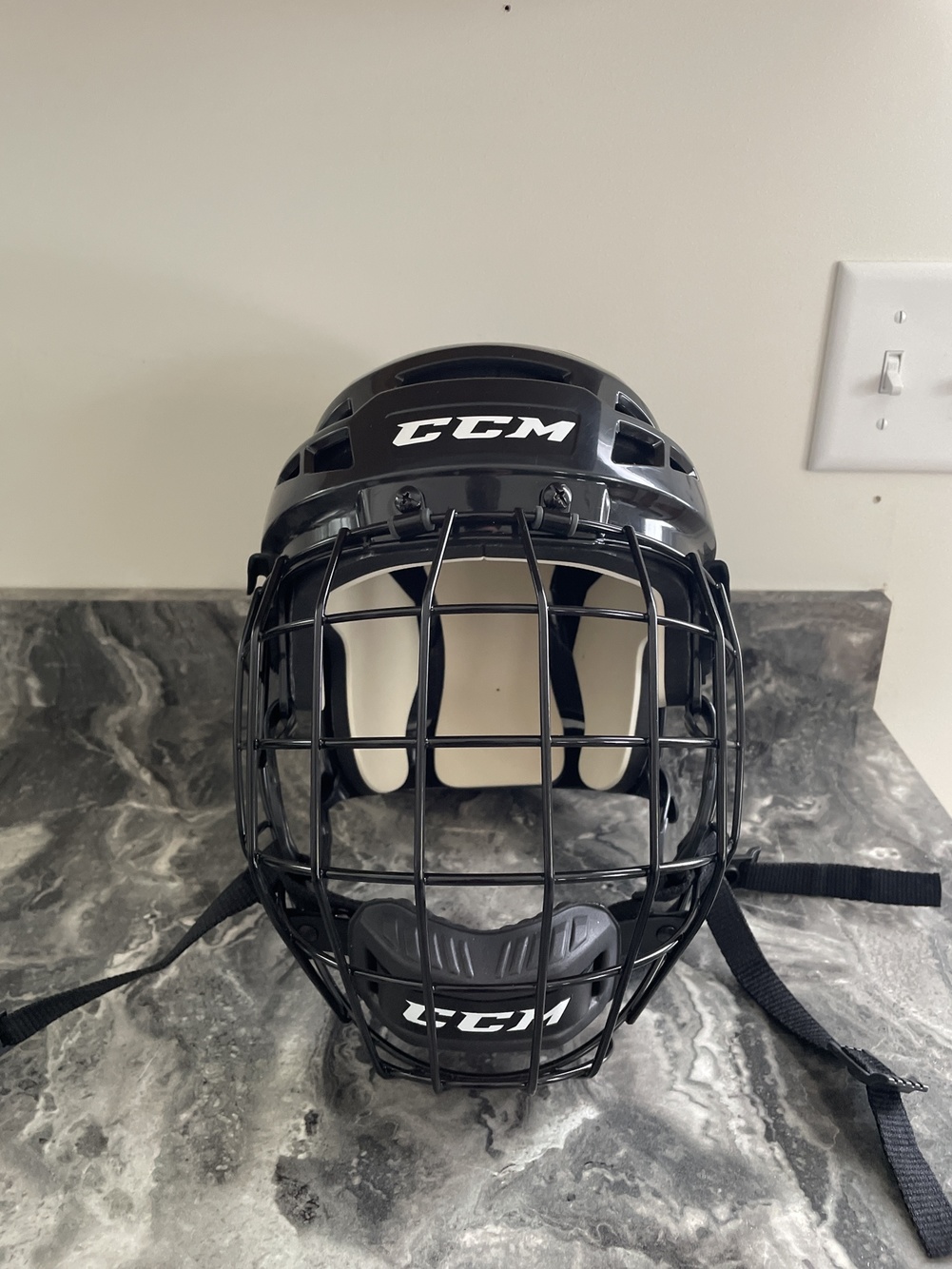 New Large CCM Vector V08 Helmet | SidelineSwap