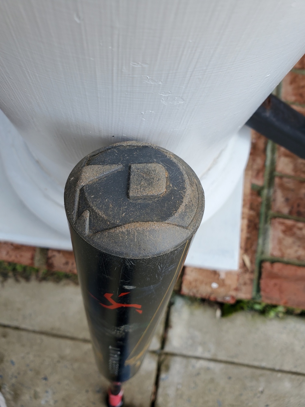 Used 2019 DeMarini Composite Juggernaut Bat (-8) 26 oz 34" End-loaded ...