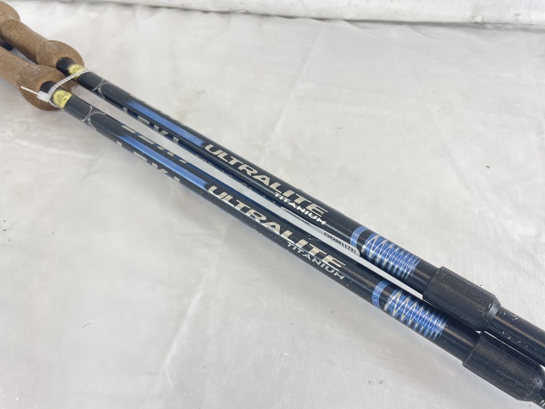 Used Leki Makalu Ultralite Titanium Adjustable Trekking Poles 110cm ...