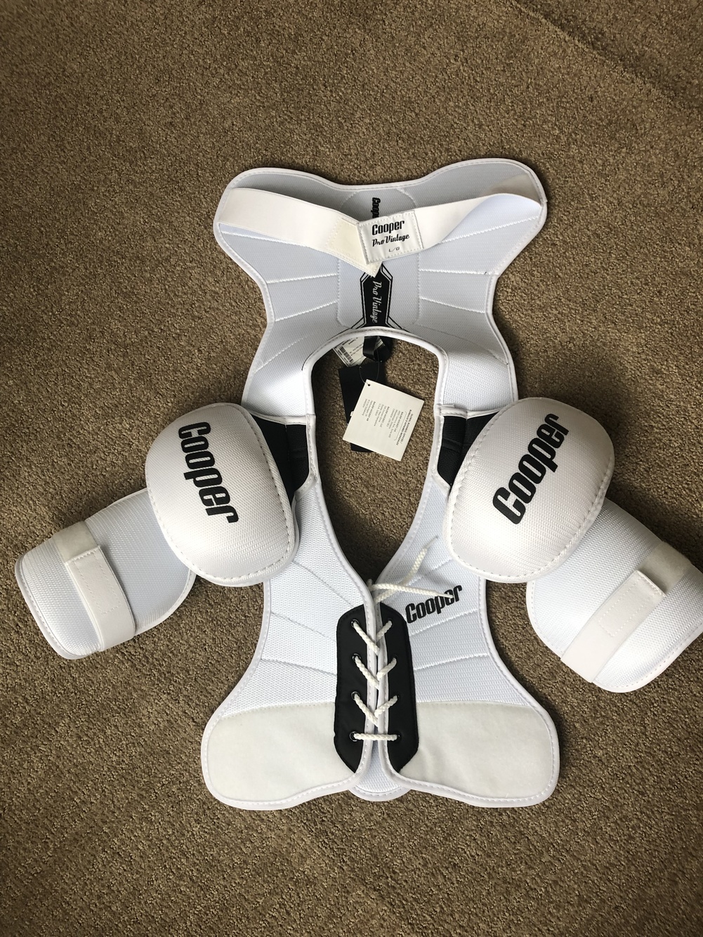NEW BAUER COOPER PRO VINTAGE SHOULDER PADS, SENIOR LARGE | SidelineSwap