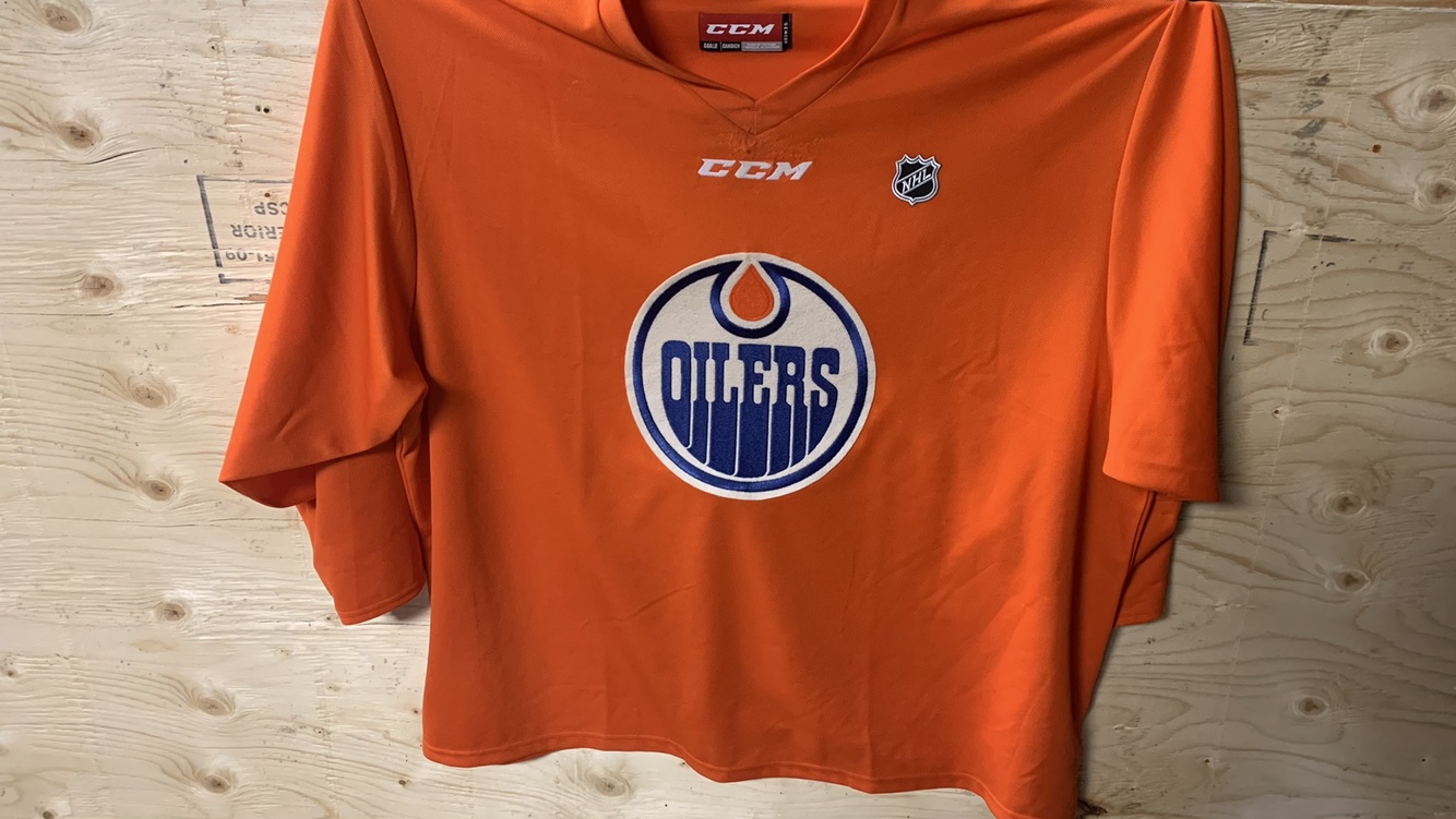 Edmonton oilers goalie senior practice jersey | SidelineSwap