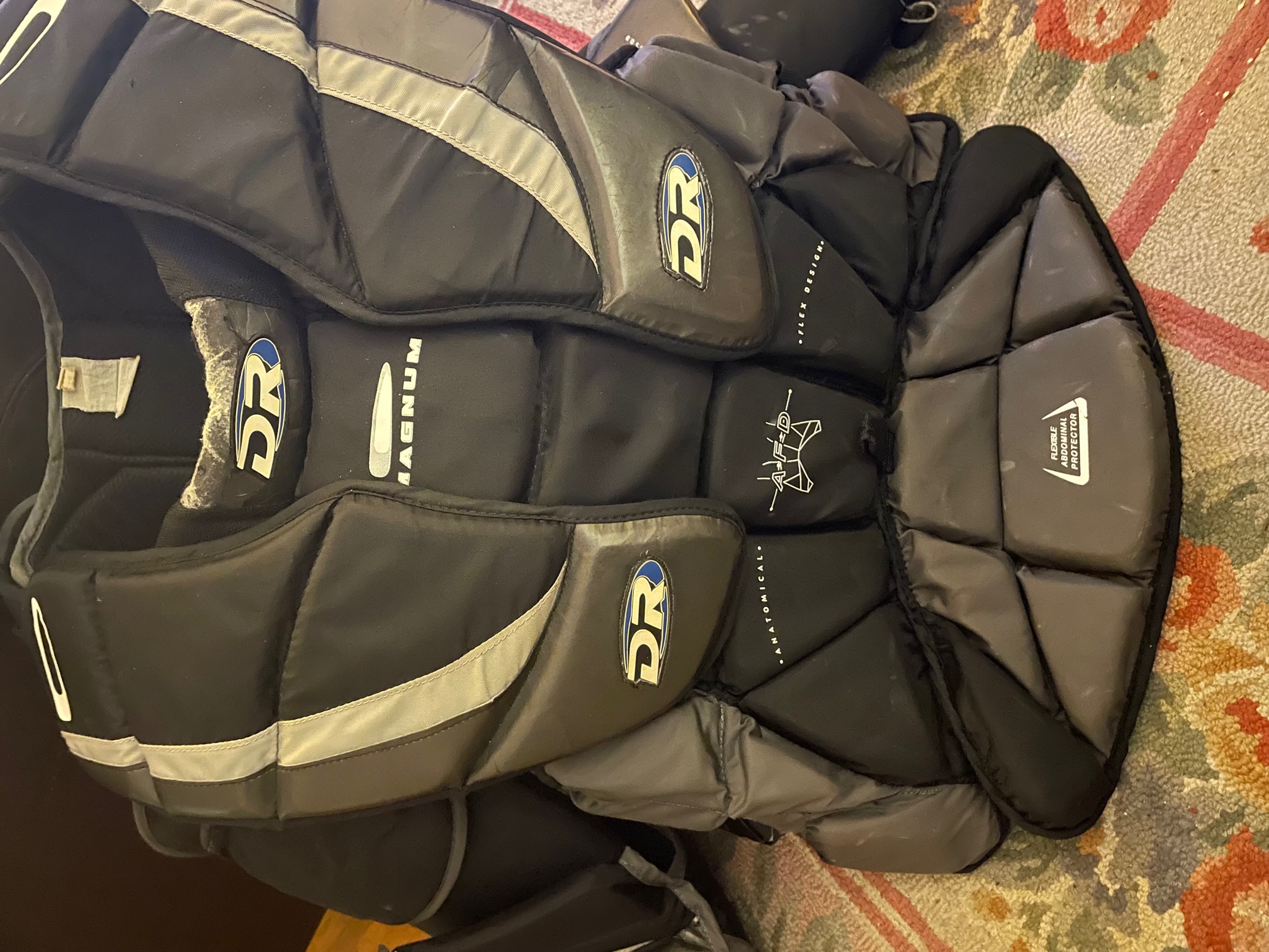 Used XL D&R Goalie Chest Protector | SidelineSwap