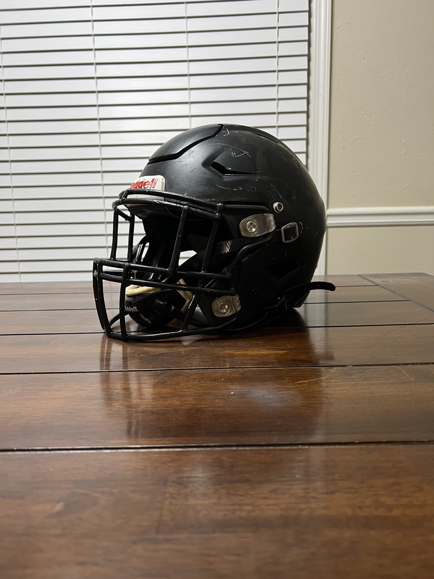 Riddell SpeedFlex- Large- Matte Black | SidelineSwap