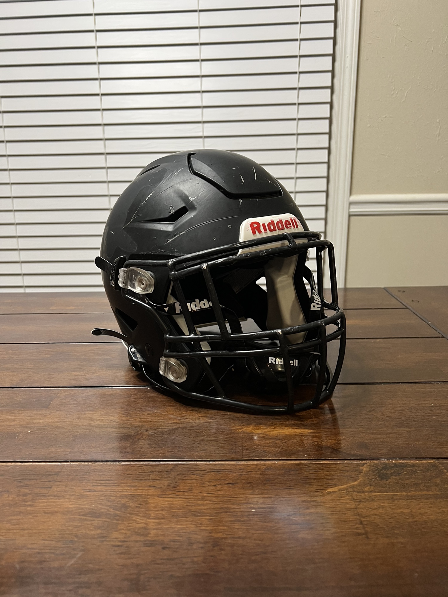 Riddell SpeedFlex- Large- Matte Black | SidelineSwap