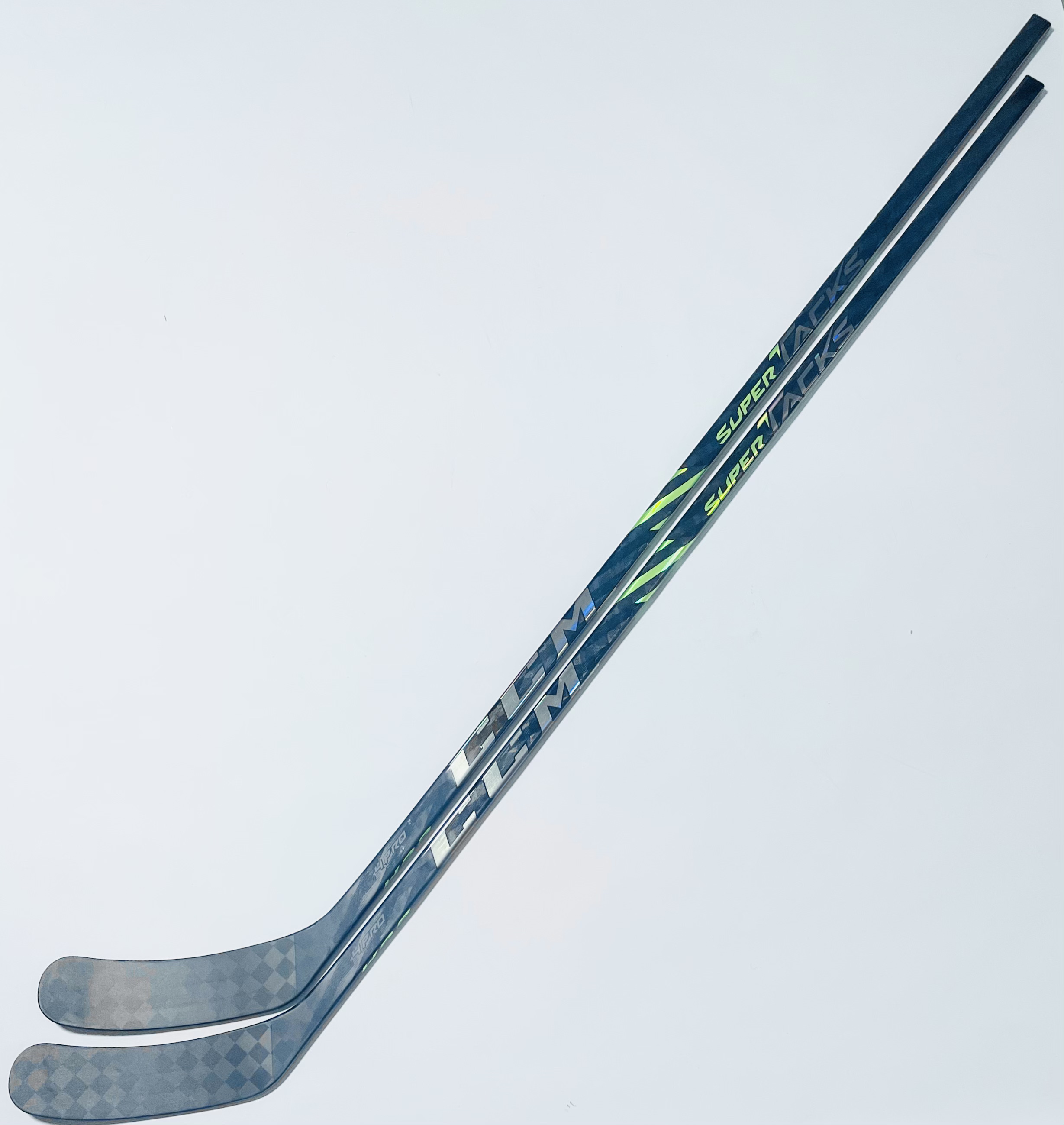 New 2 Pack CCM Supertacks AS4 Pro Hockey Sticks-RH-P90M-90 Flex-Stick ...