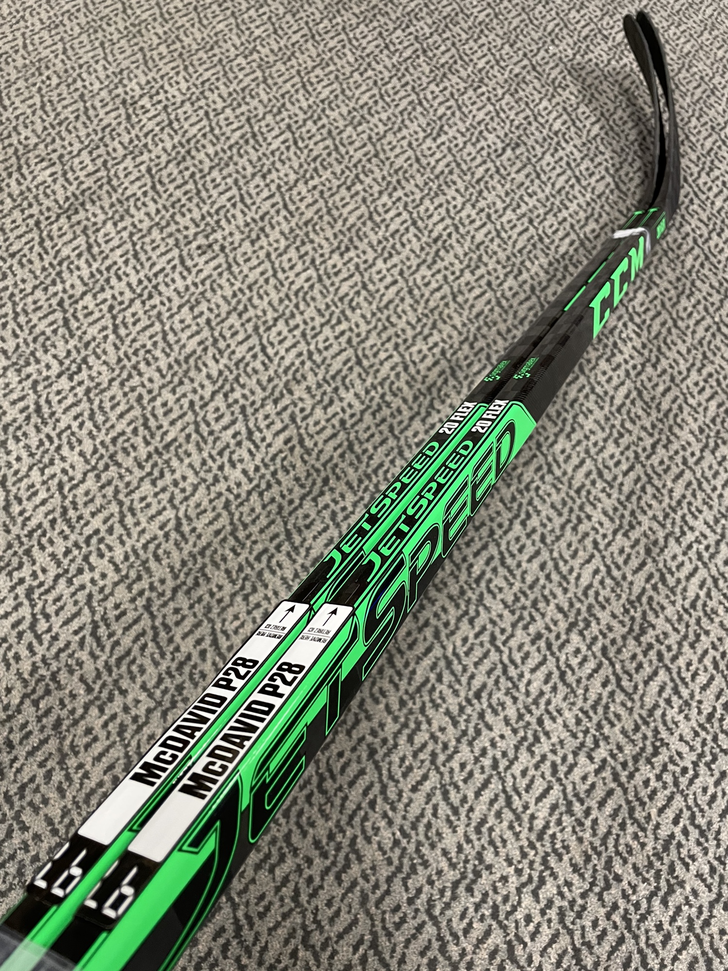 CCM Jetspeed P28 curve 20 flex 2-Pack right hand sticks | SidelineSwap