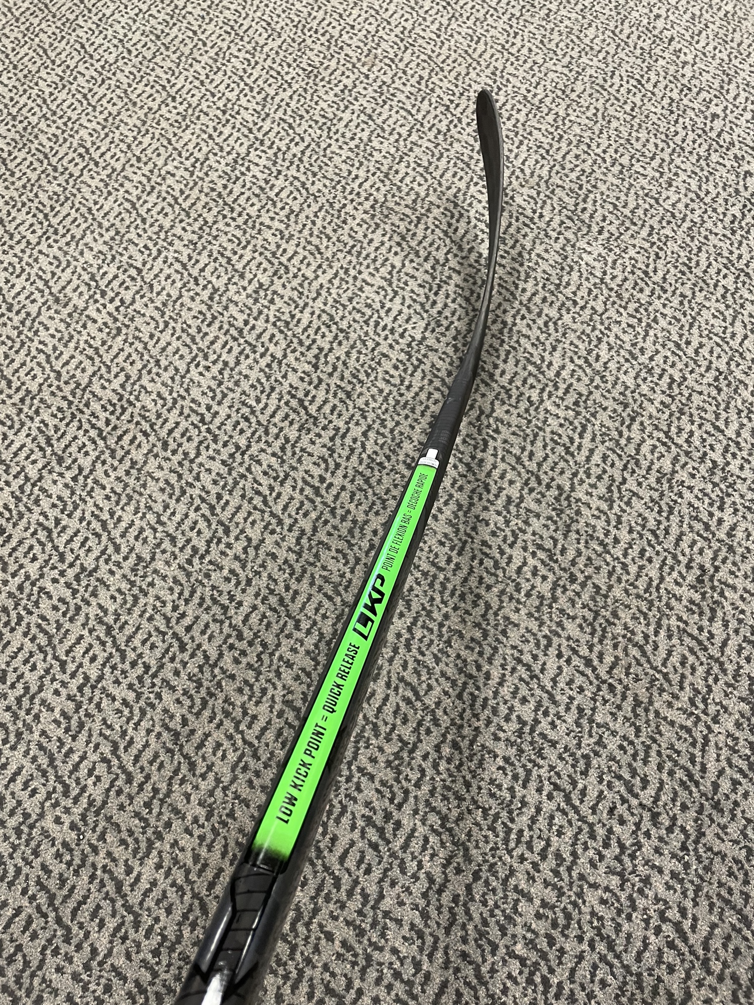 CCM Trigger 6 Pro 80 flex P28 curve right hand stick | SidelineSwap