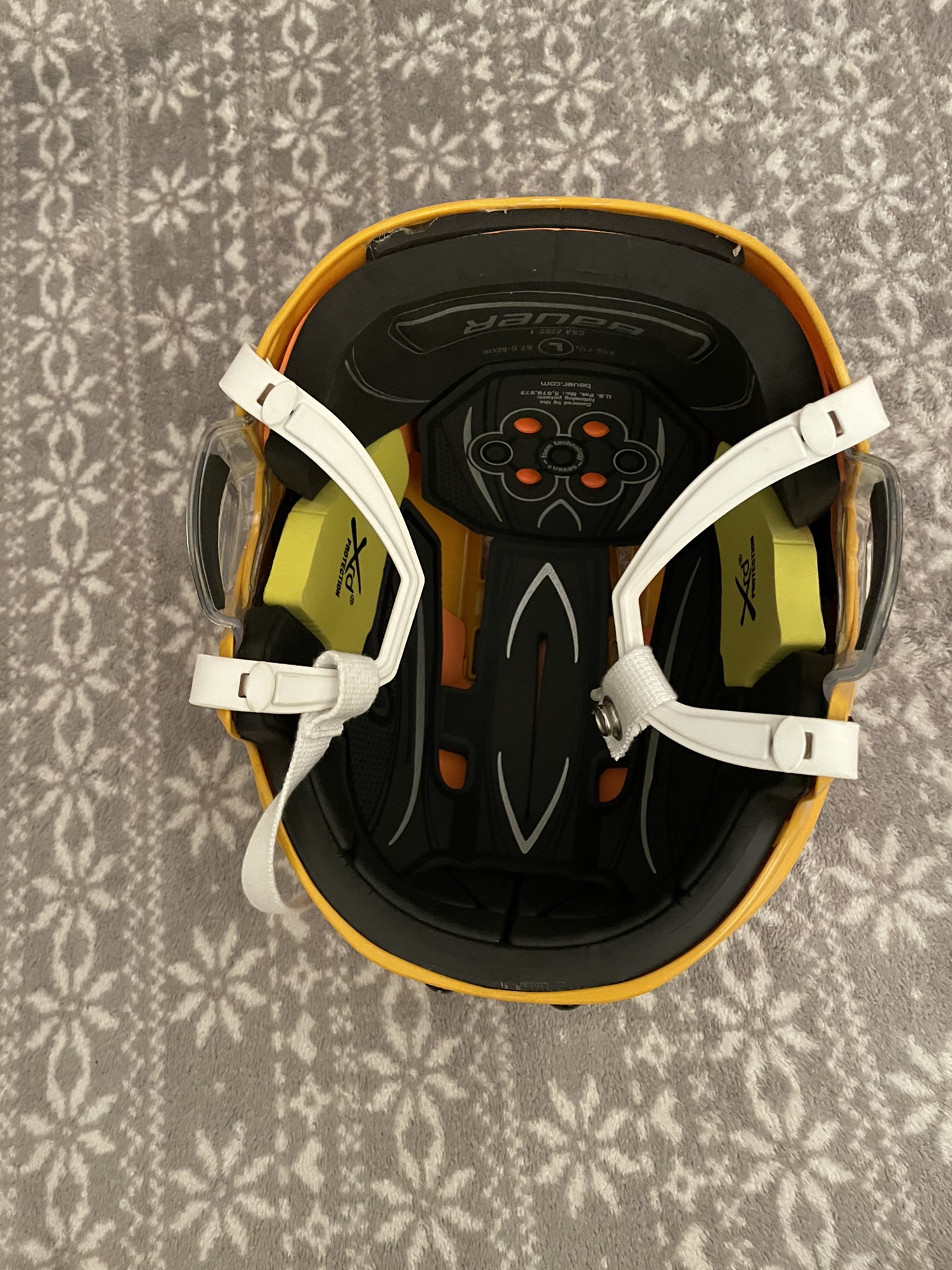 New Large Bauer Re-Akt 75 Helmet | SidelineSwap